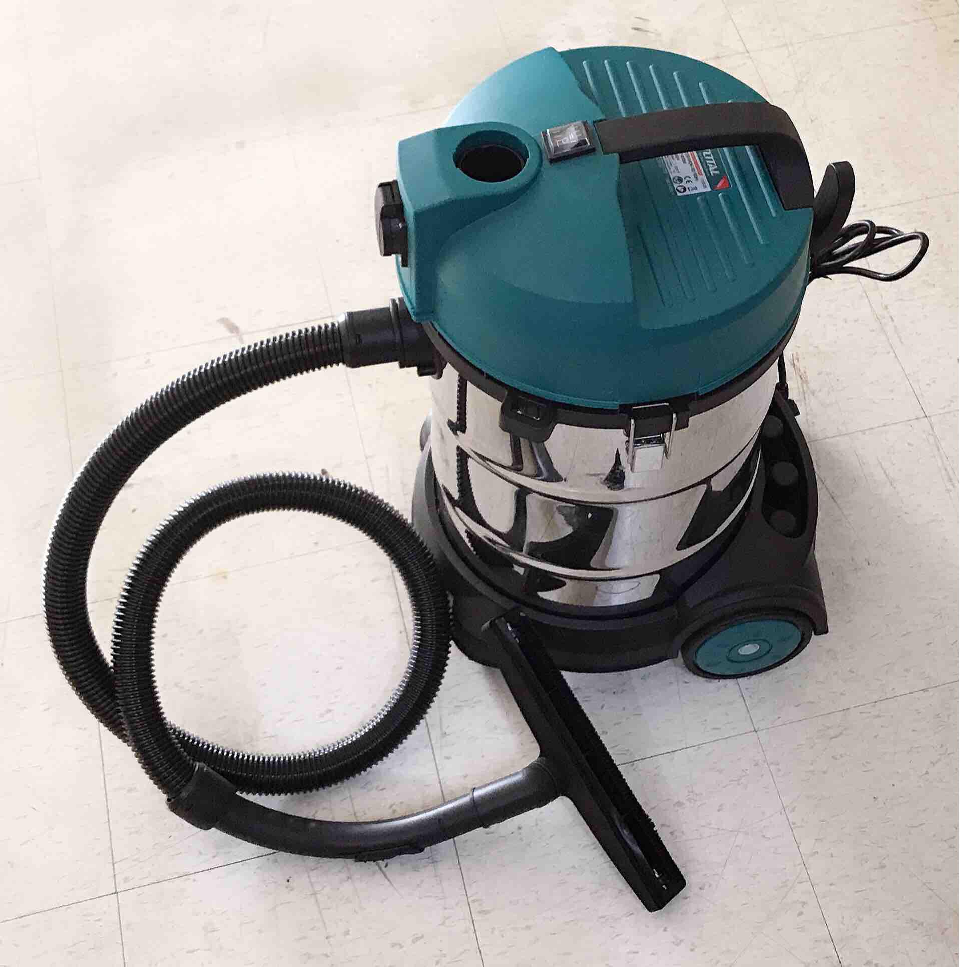 TOTAL vacuum cleaner 1400w WET and DRY TVC14301 industrial supplies ...