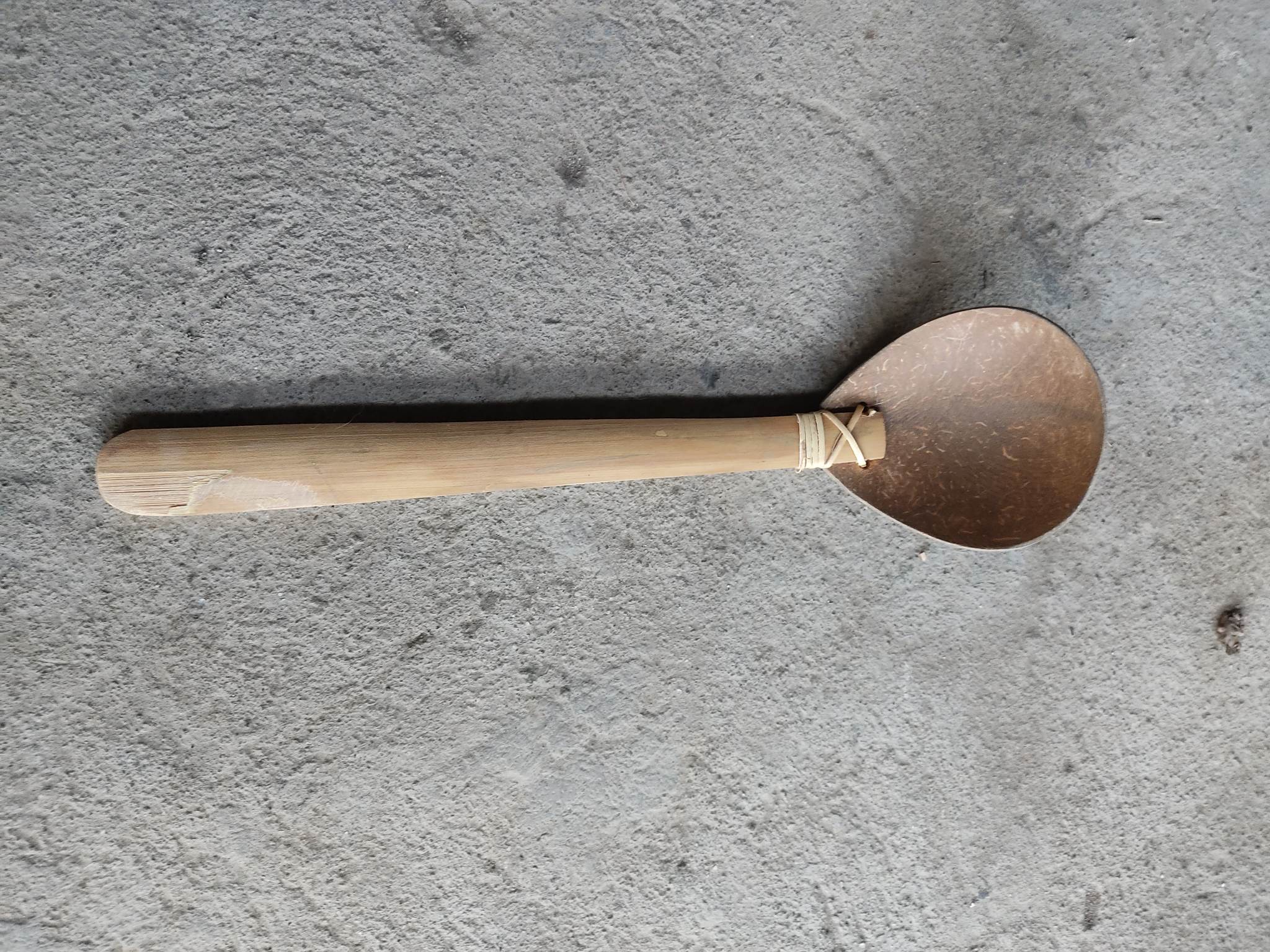 1PC Medium NATIVE SANDOK BAO/ Medium SIZE HANDLE BAMBOO SCOOP COCONUT ...