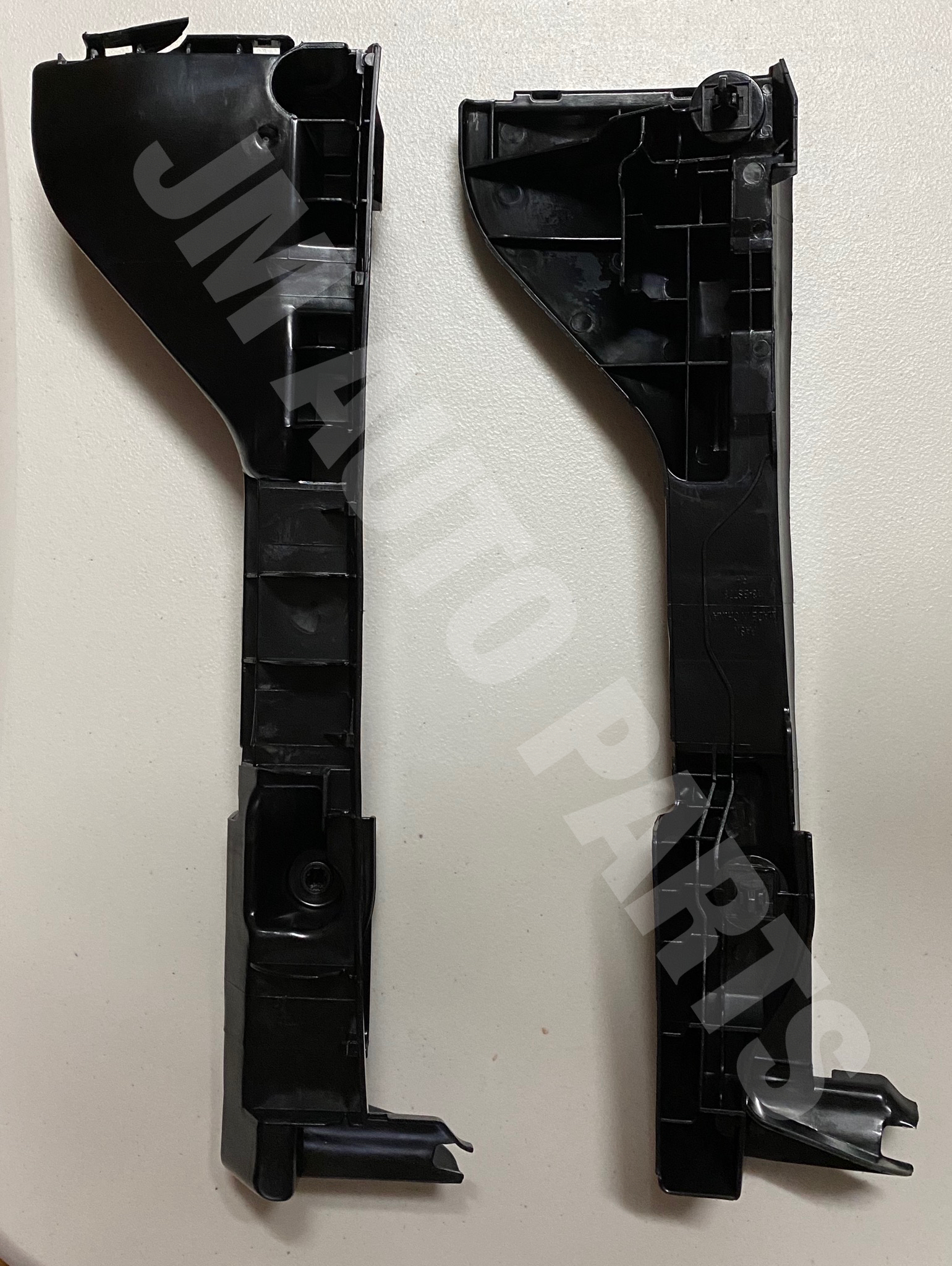 Toyota Hi-Ace HiAce 2008 - 2012 Front Bumper Bracket / Support ...