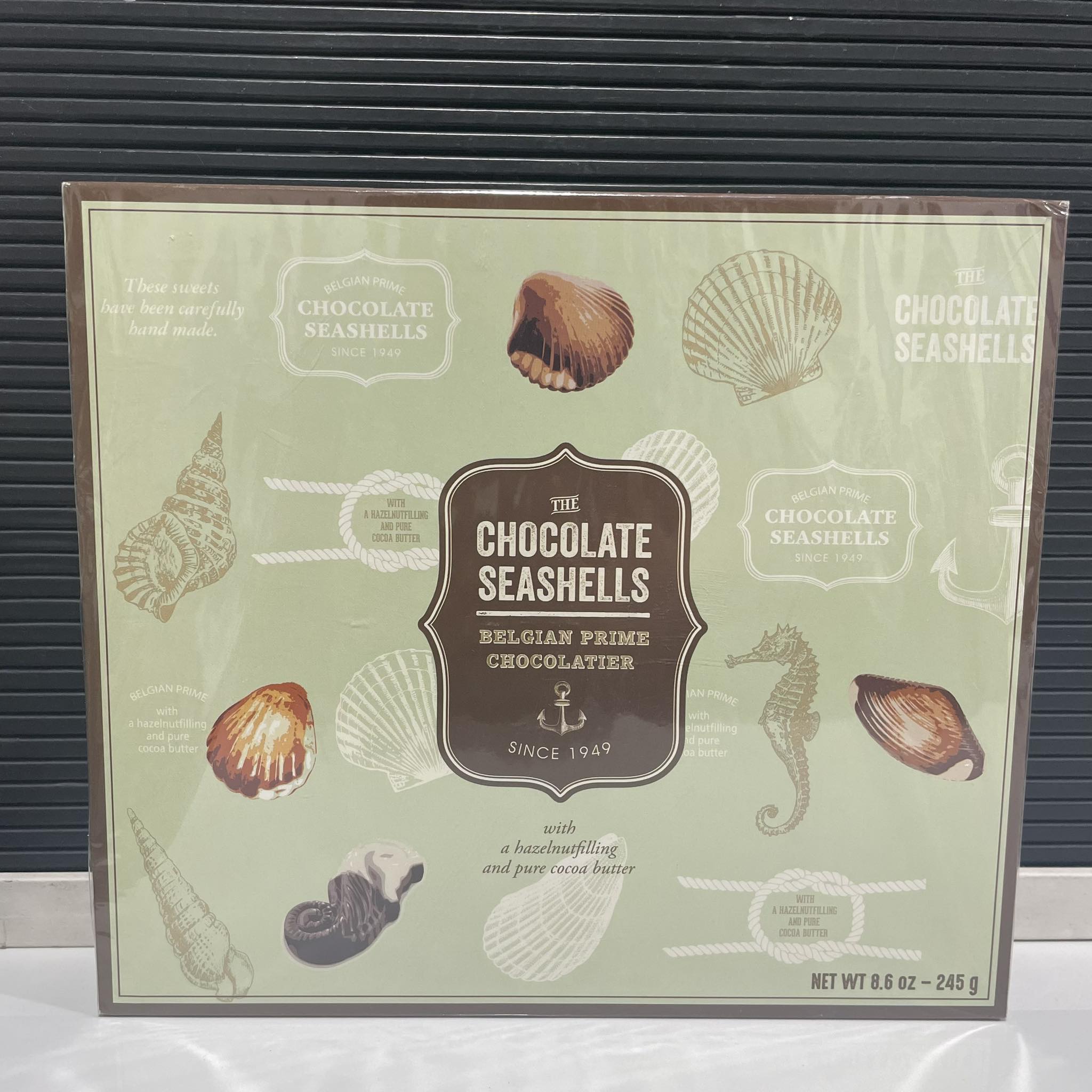 The Chocolate Seashells Belgian Prime with Hazelnut filling And Pure ...