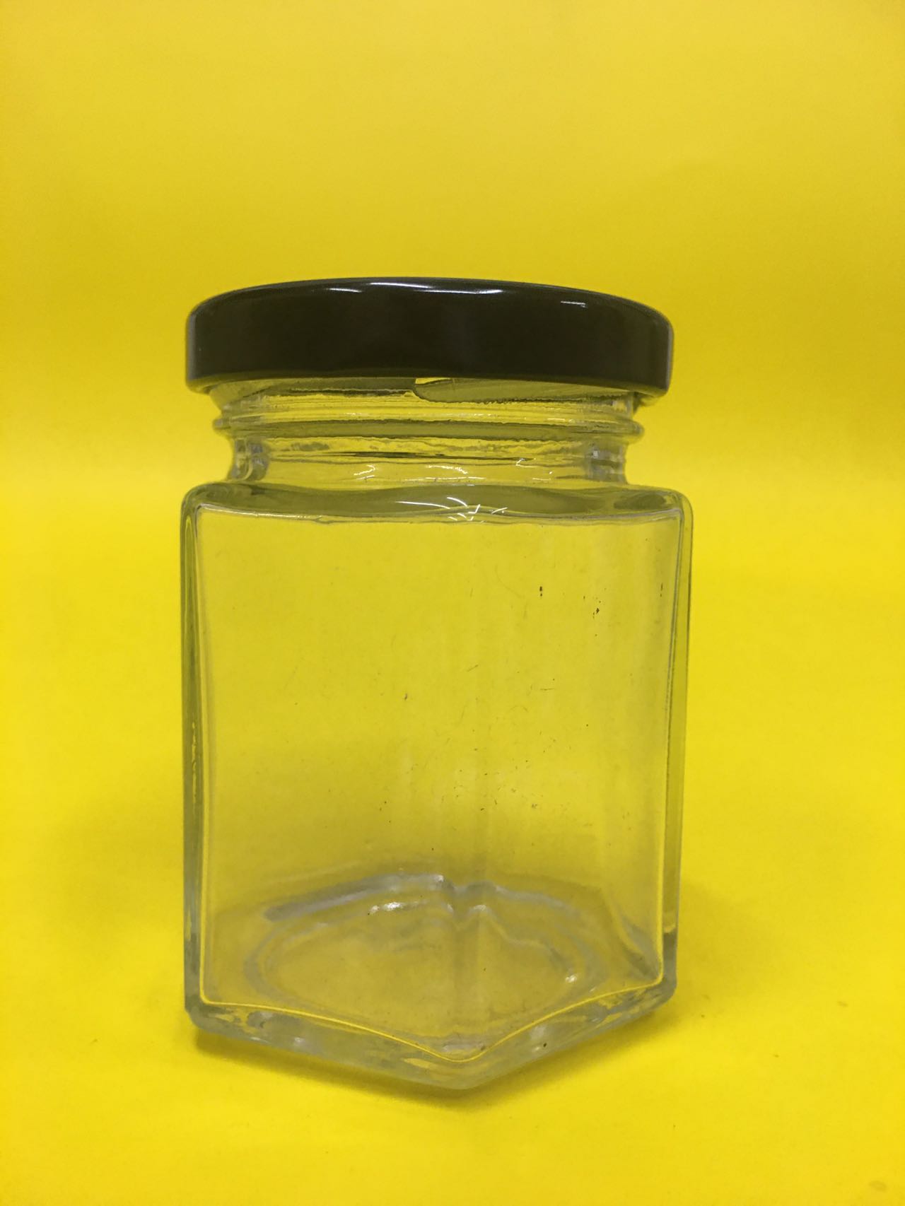 24PCS 85ML HEXAGON GLASS JAR SIZE 5CM X5CM X7.2CM AVAILABLE WITH FREE ...