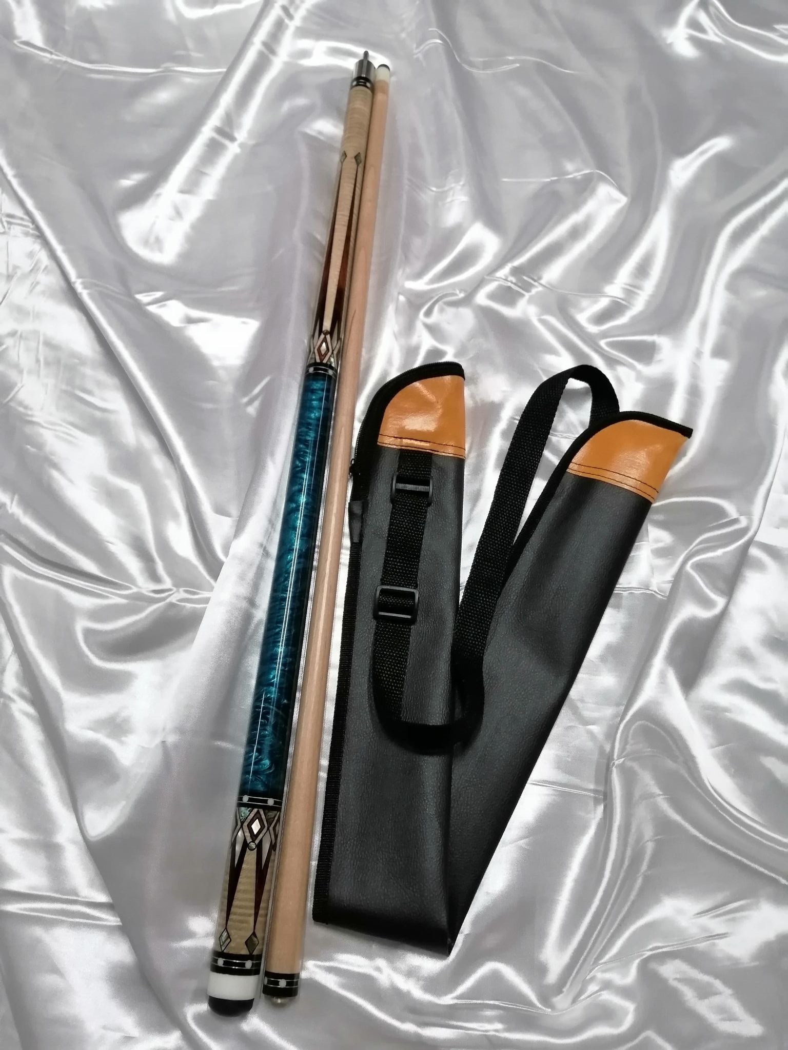 Pampanga capiz cue stick (blue) with free softcase/ Tako ng Bilyaran ...