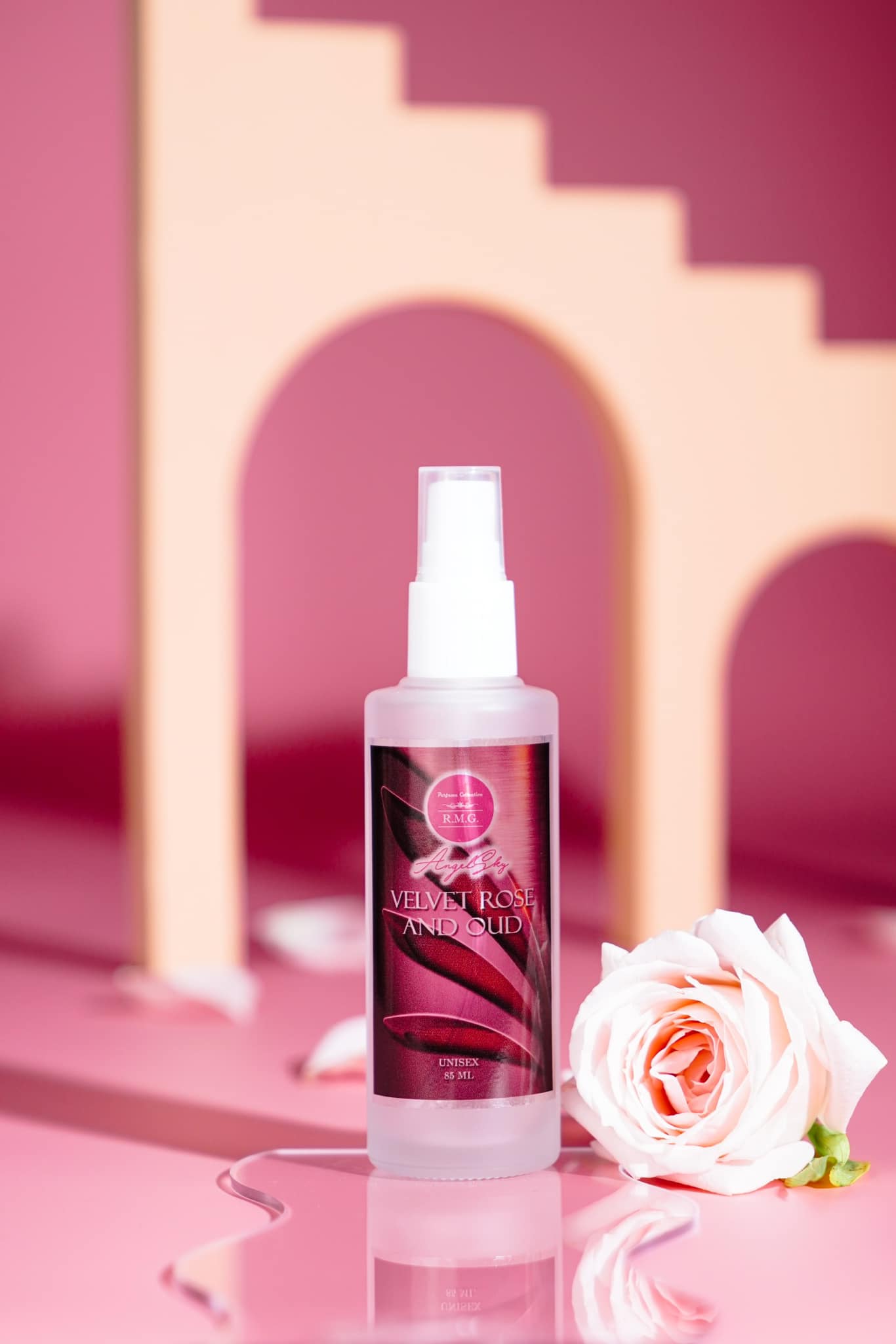 L1 W142 is RMG Oil-based and HIGH QUALITY perfume inspired byJ0 MAL0NE ...