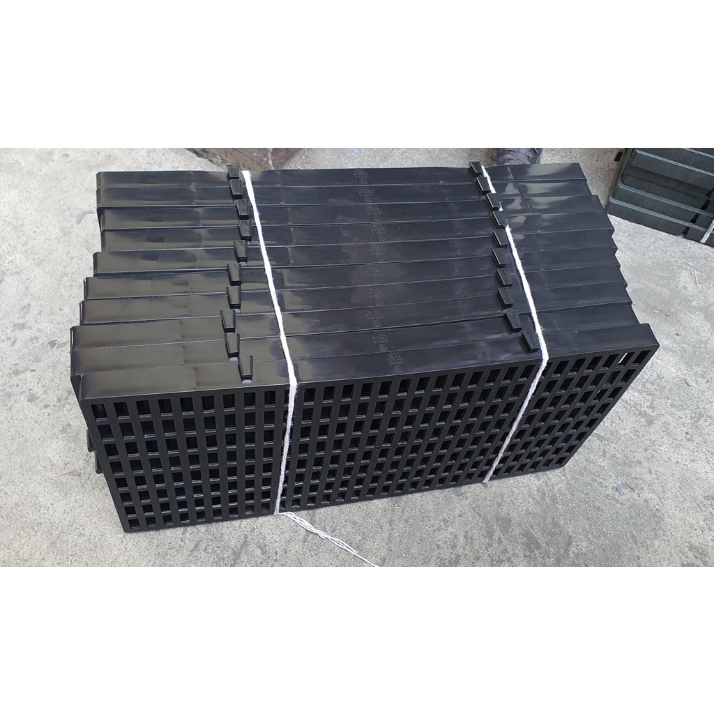 Plastic Matting 1x2 for Dog, Cat, Rabbit and other Pets | Lazada PH