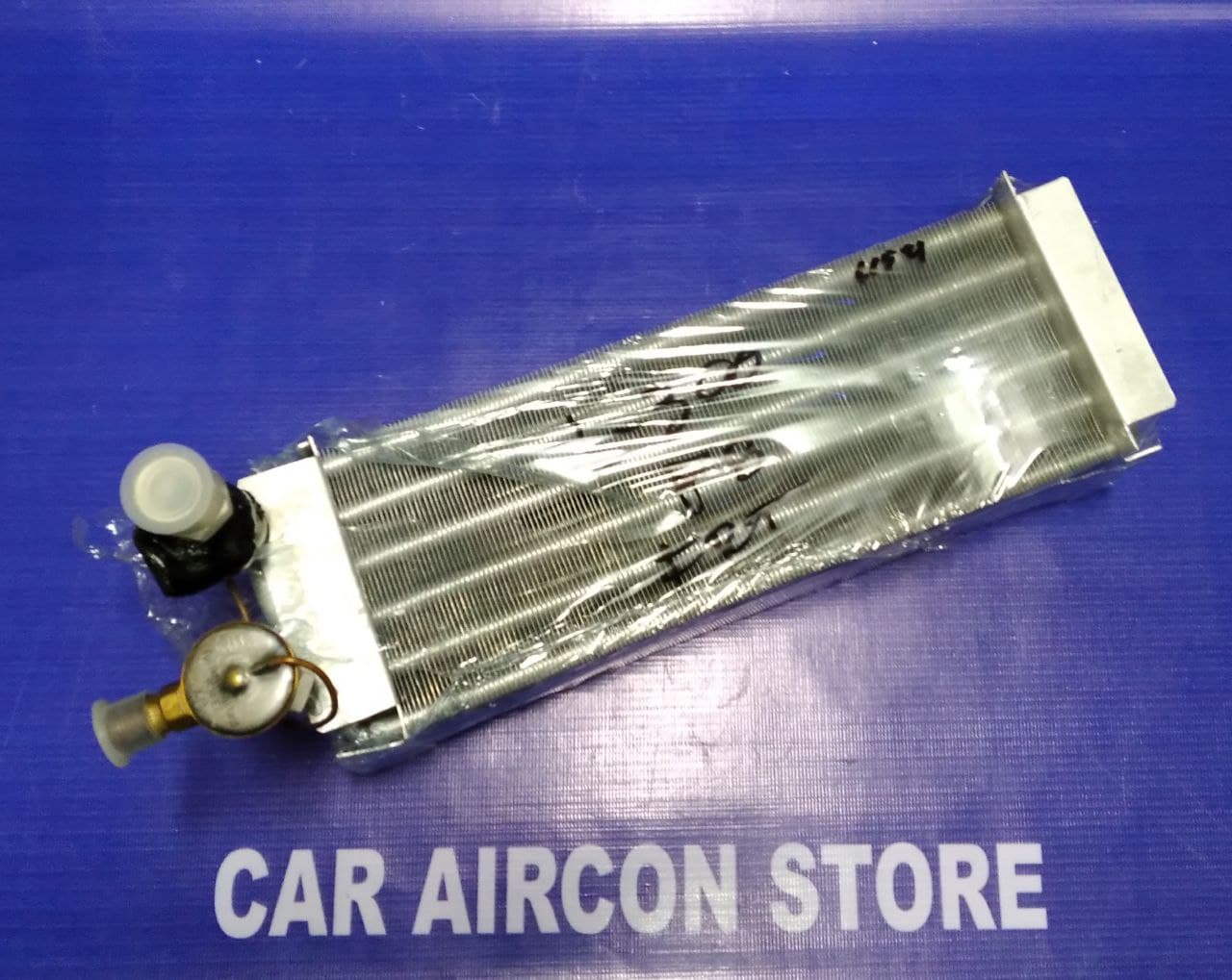 car aircon evaporator MITSUBISHI L300 F B front with expansion valve ...