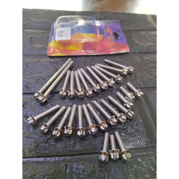 CNC CRANKCASE BOLTS (ENGINE BOLTS) RAIDER 150 carb, RAIDER FI (GEAR ...