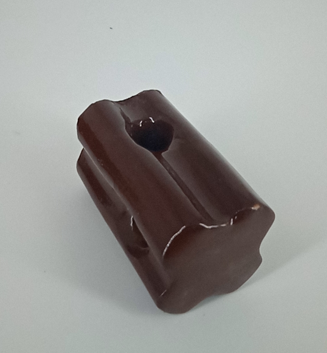 BROWN PORCELAIN ELECTRICAL SPOOL/SCREW/BALL INSULATOR ALL PORCELAIN ...