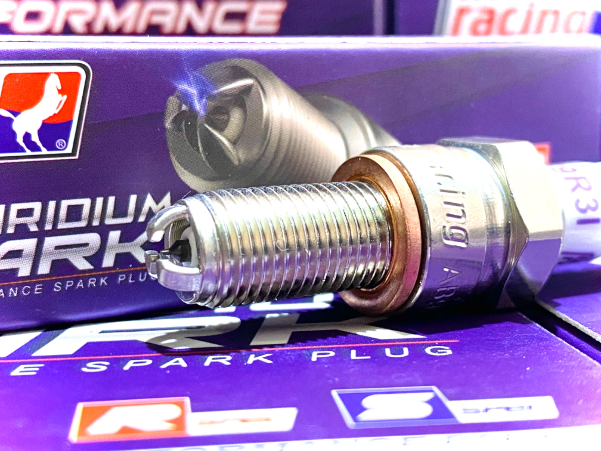 UMA RACING Iridium Spark Plug 3-Tip AB8R31 Long Thread | Lazada PH