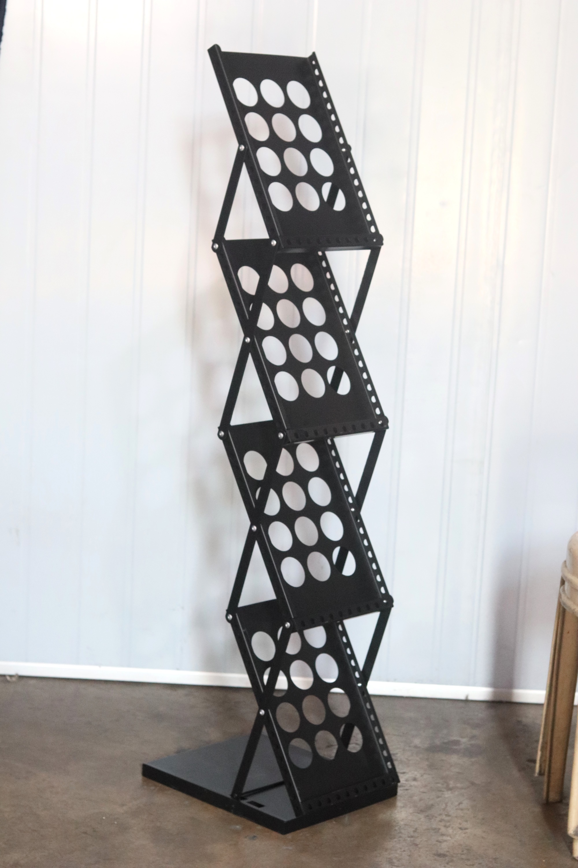 ADS Brochure Data Rack | Foldable Magazine Rack| Exhibit Stand ...