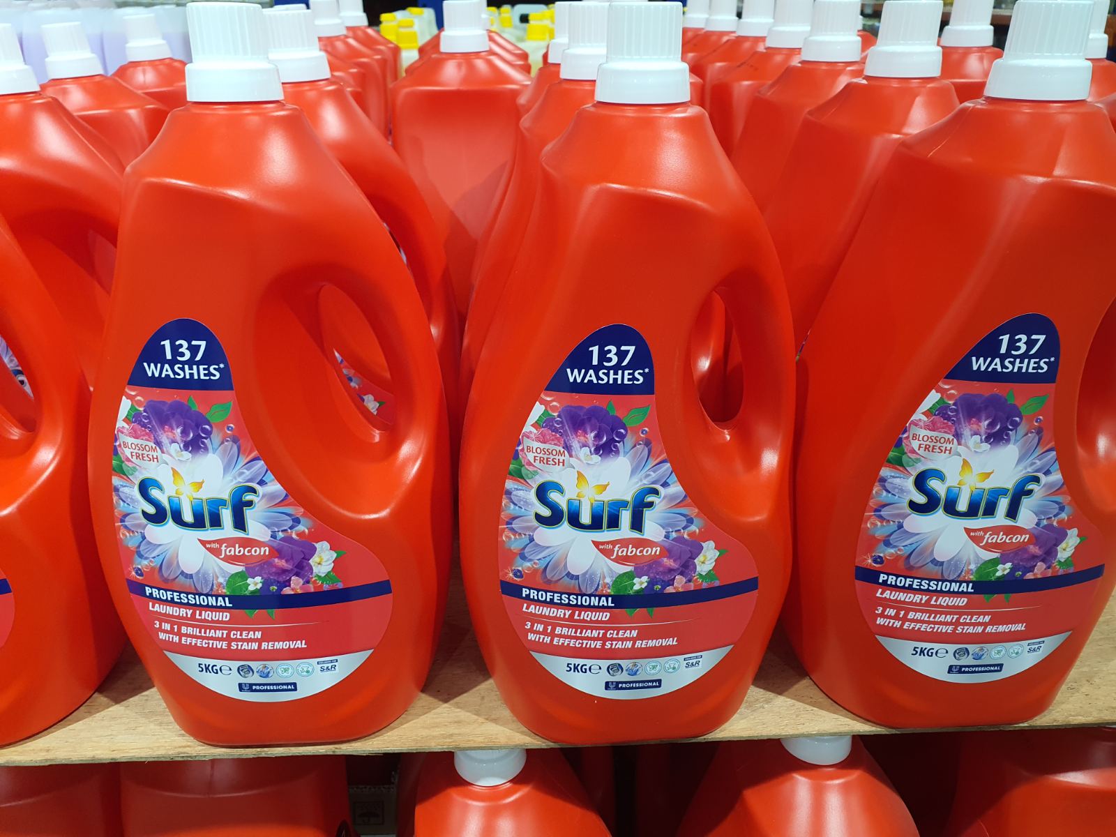 Surf Professional Laundry Liquid Detergent Blossom Fresh 5 Liters ...