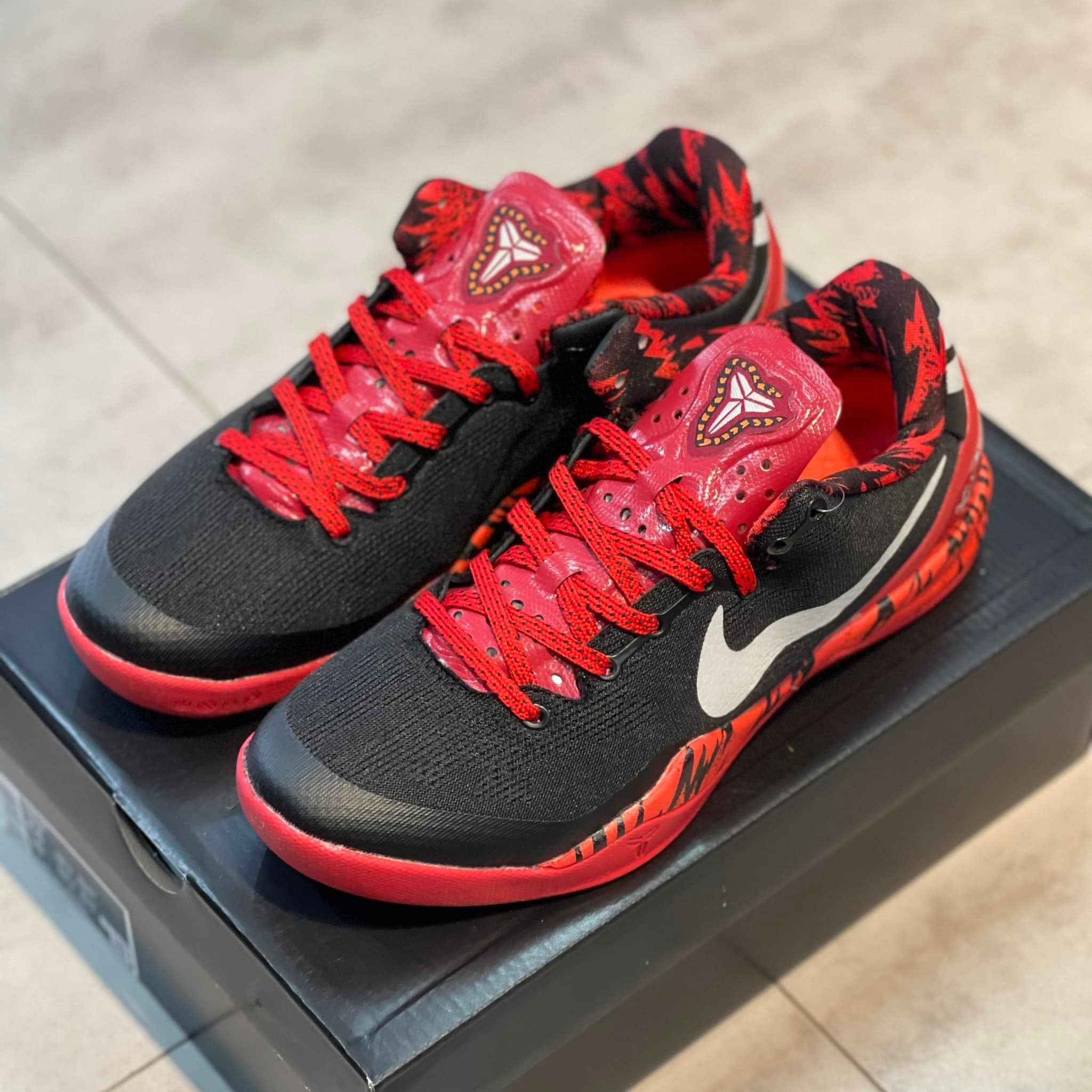 Kobe 8 Black And Red