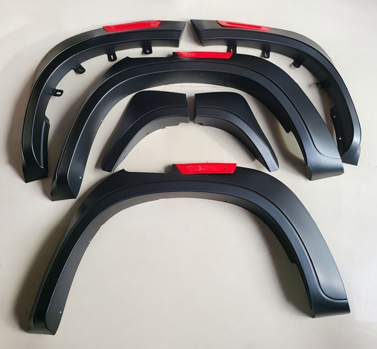 Mitsubishi Strada 2019 Black Fender Flare Bushwacker With Reflector ...