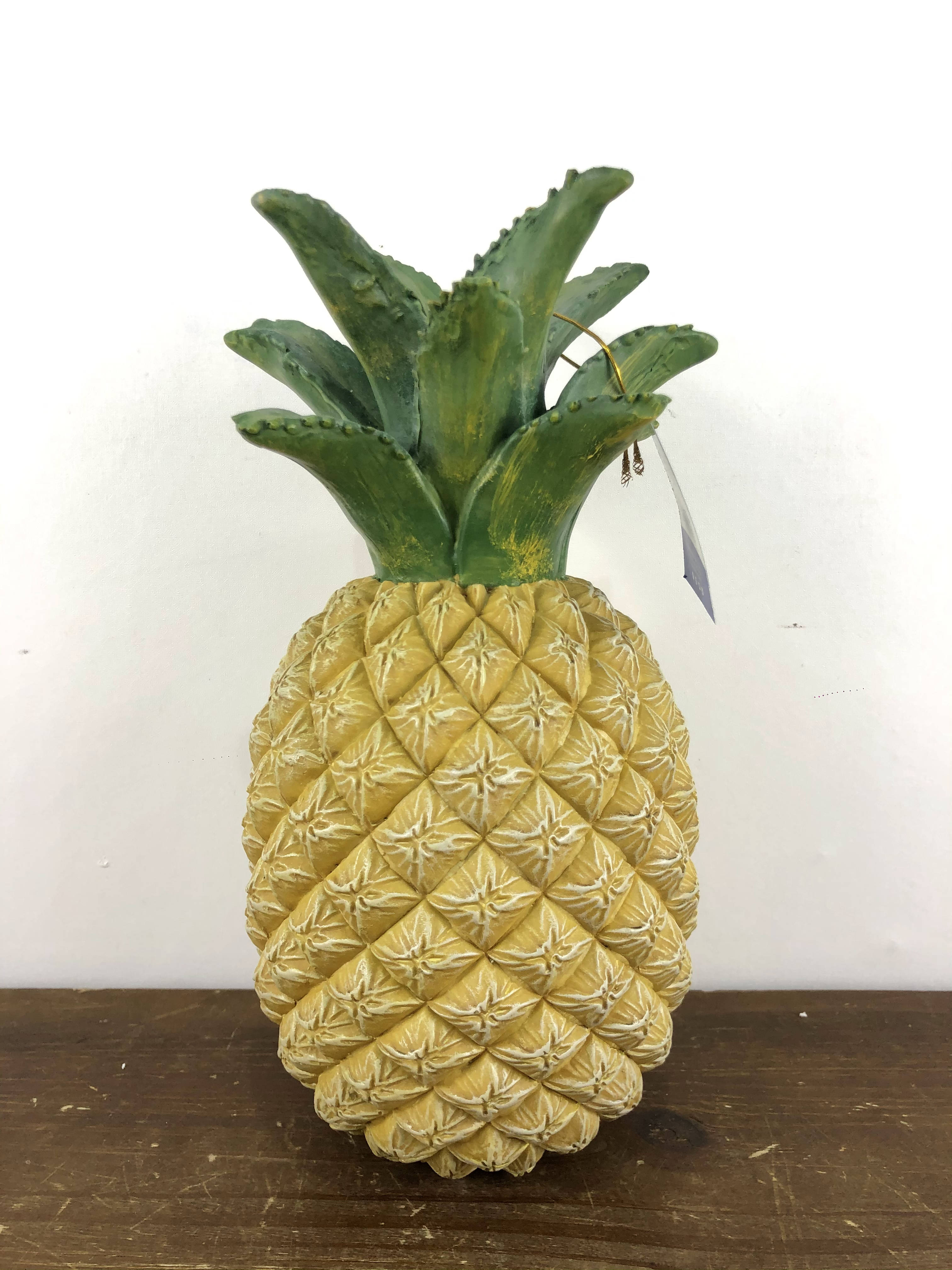 Realistic Pineapple Centerpiece Display Figurine - Home Decor ...