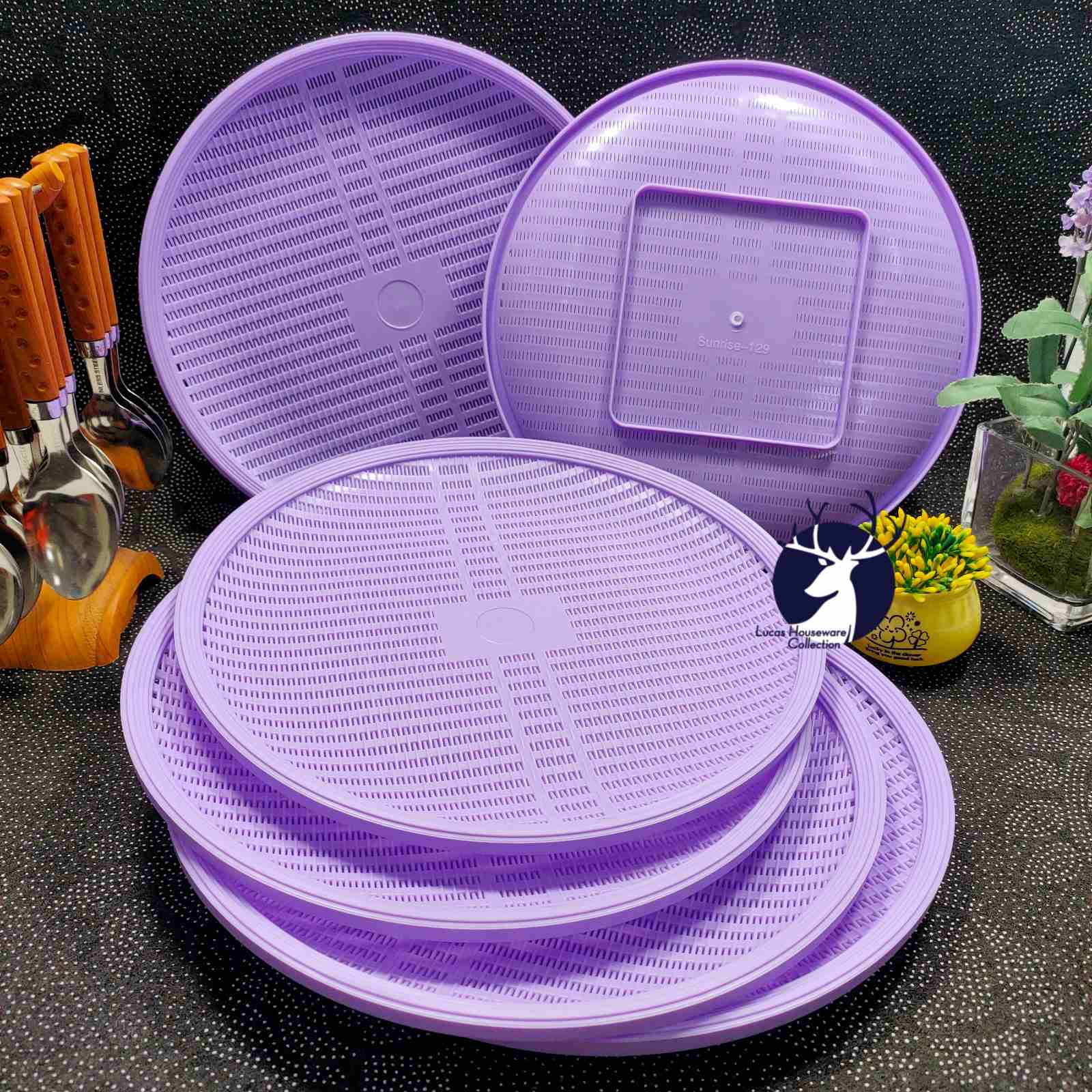 10” PLASTIC PARTY PLATE / COLORED BILAO STYLE FIESTA PLATE / RATTAN ...