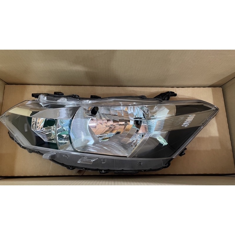 Toyota Vios 2013-2017 (Gen 3) Genuine Headlight (Bulb Type) | Lazada PH