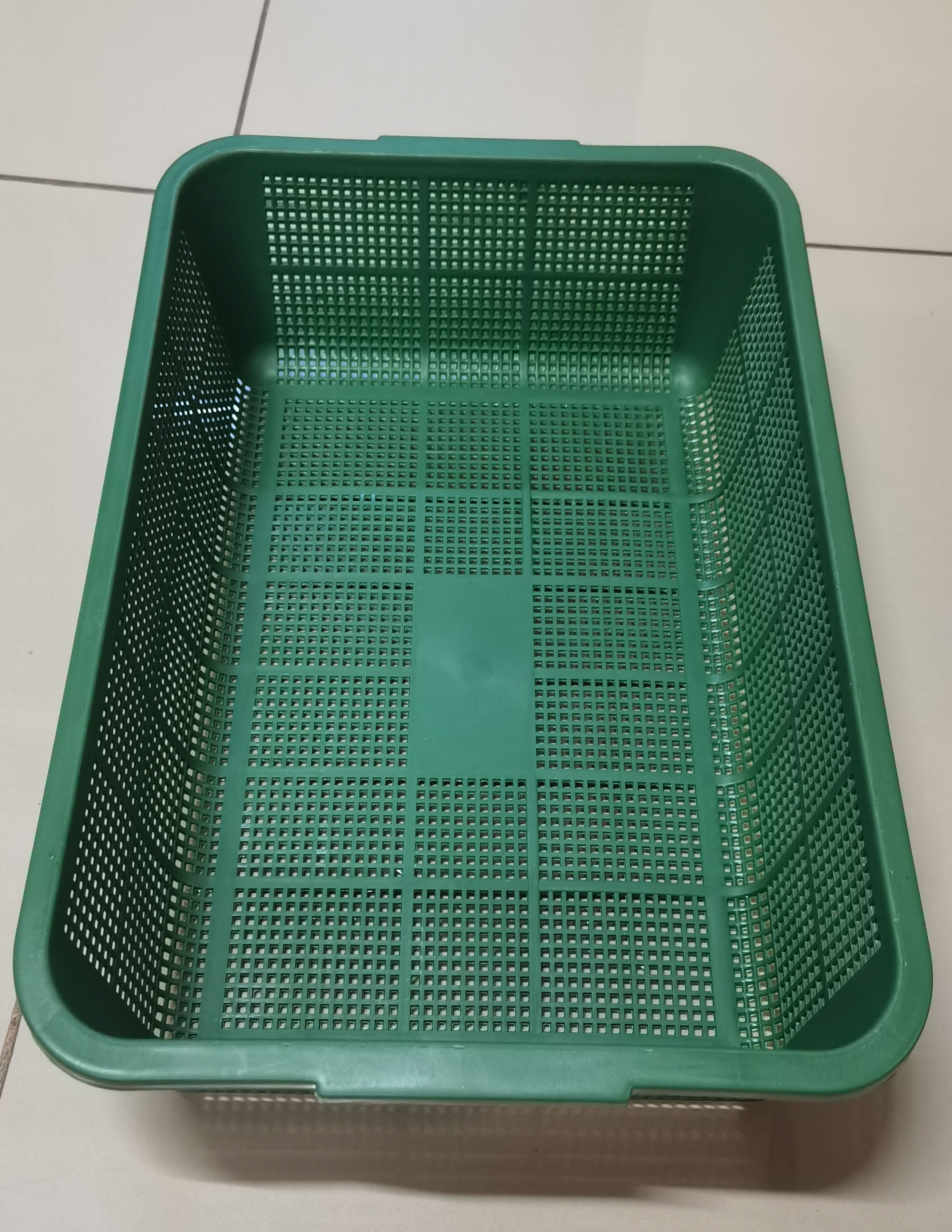 Large Multipurpose Plastic Basket Tray Rectangular Storage Trays ...