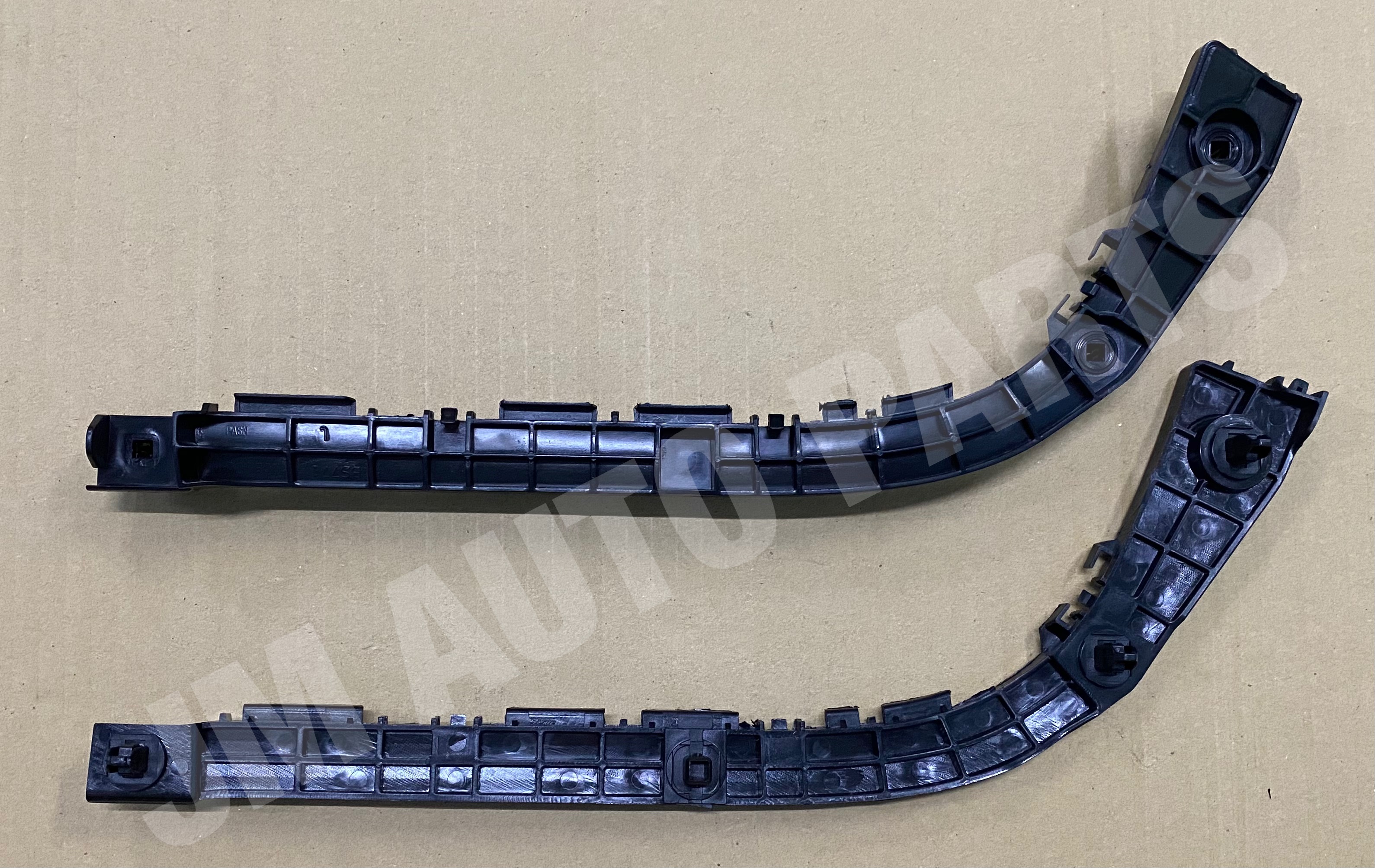 Toyota Fortuner 2011 - 2015 Rear Bumper Bracket / Support / Retainer ...