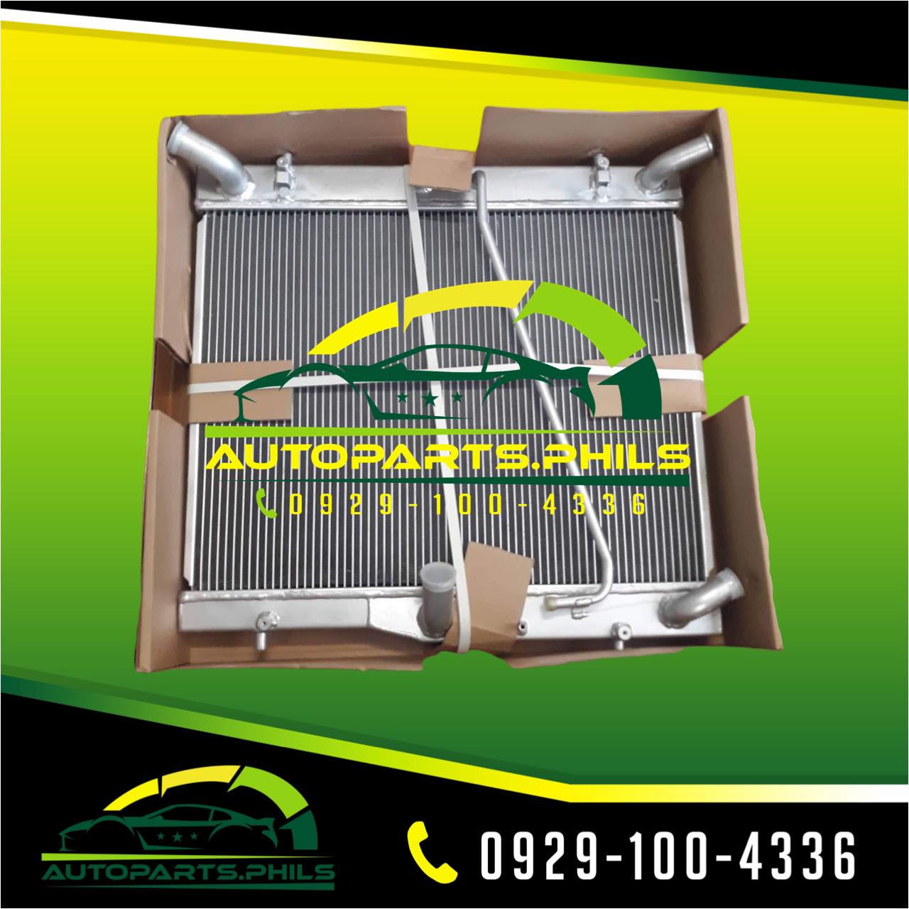 Toyota HiAce D4D Super Grandia Four Holes Manual Transmission 3 Rows ...