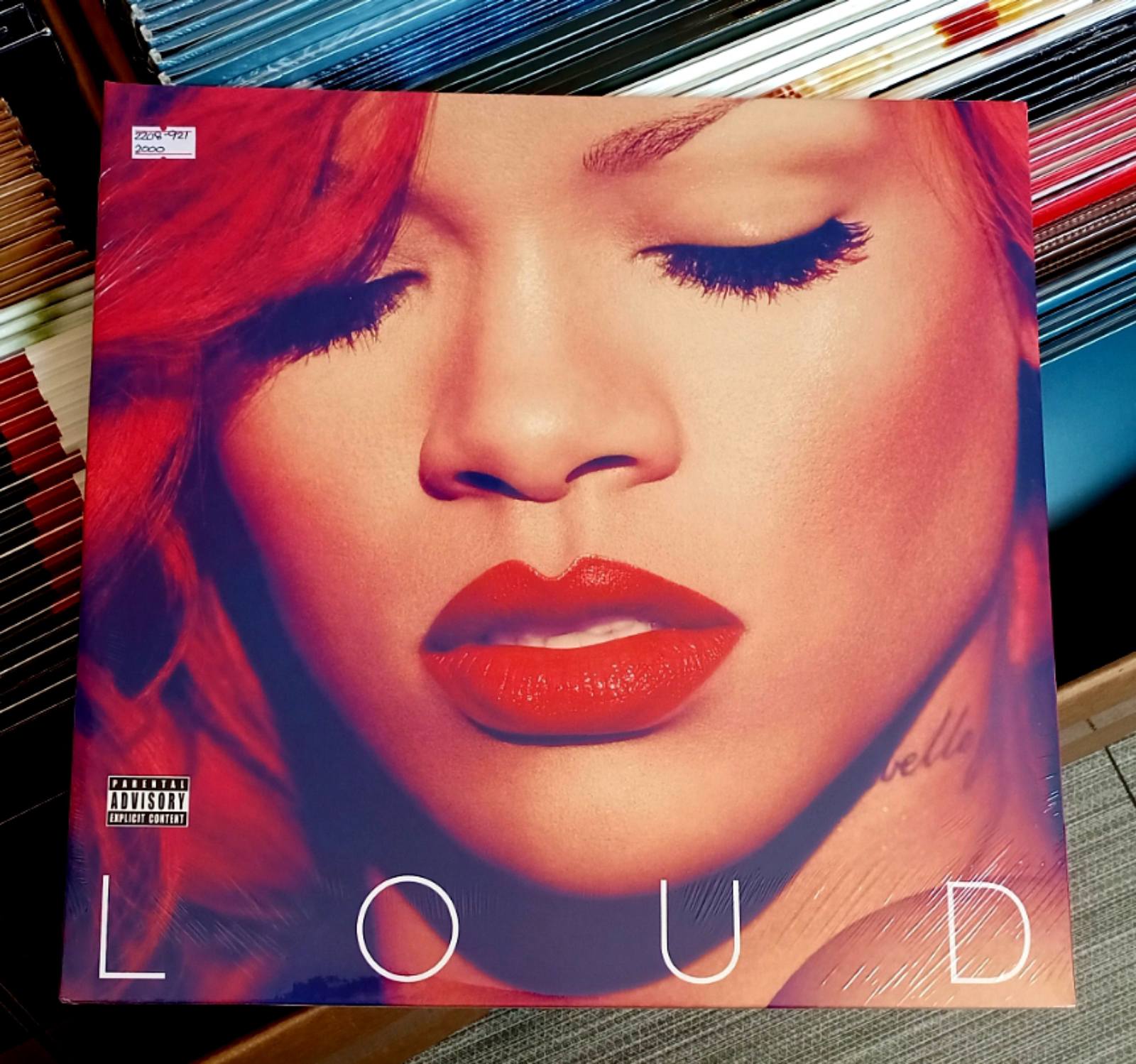 Rihanna – Loud | Vinyl LP Plaka The Grey Market Records | Lazada PH