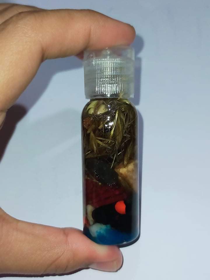 Panghalina/ Pang gayuma Oil with FREEBIES | Lazada PH