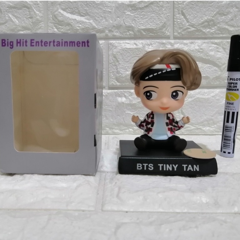 Kaws Black,Gray,Pink,BTS Jung Kook V Arale Action Figure Bobblehead ...