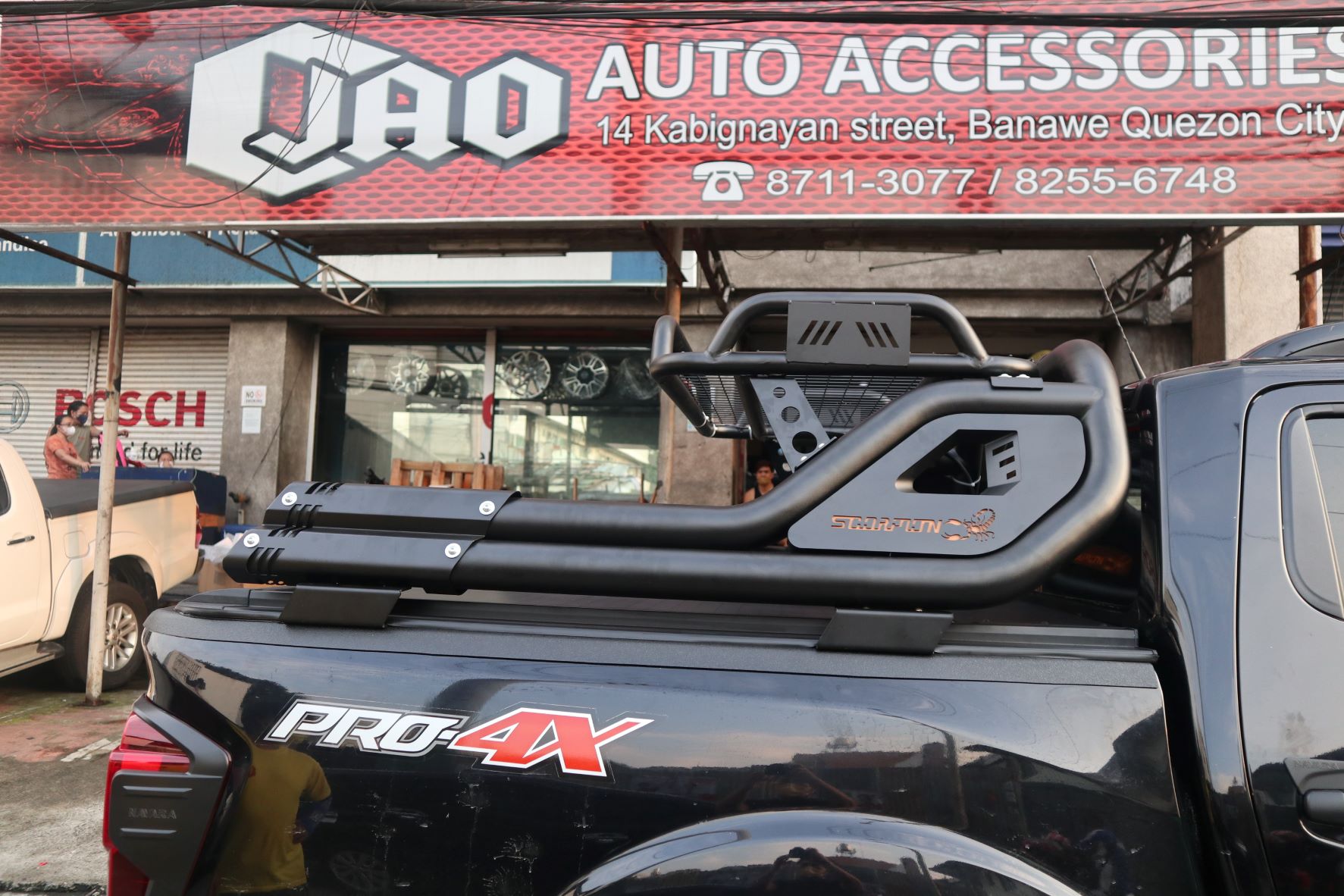 Nissan Navara NP300 / Pro4x Scorpion Star Rollbar with basket | Lazada PH