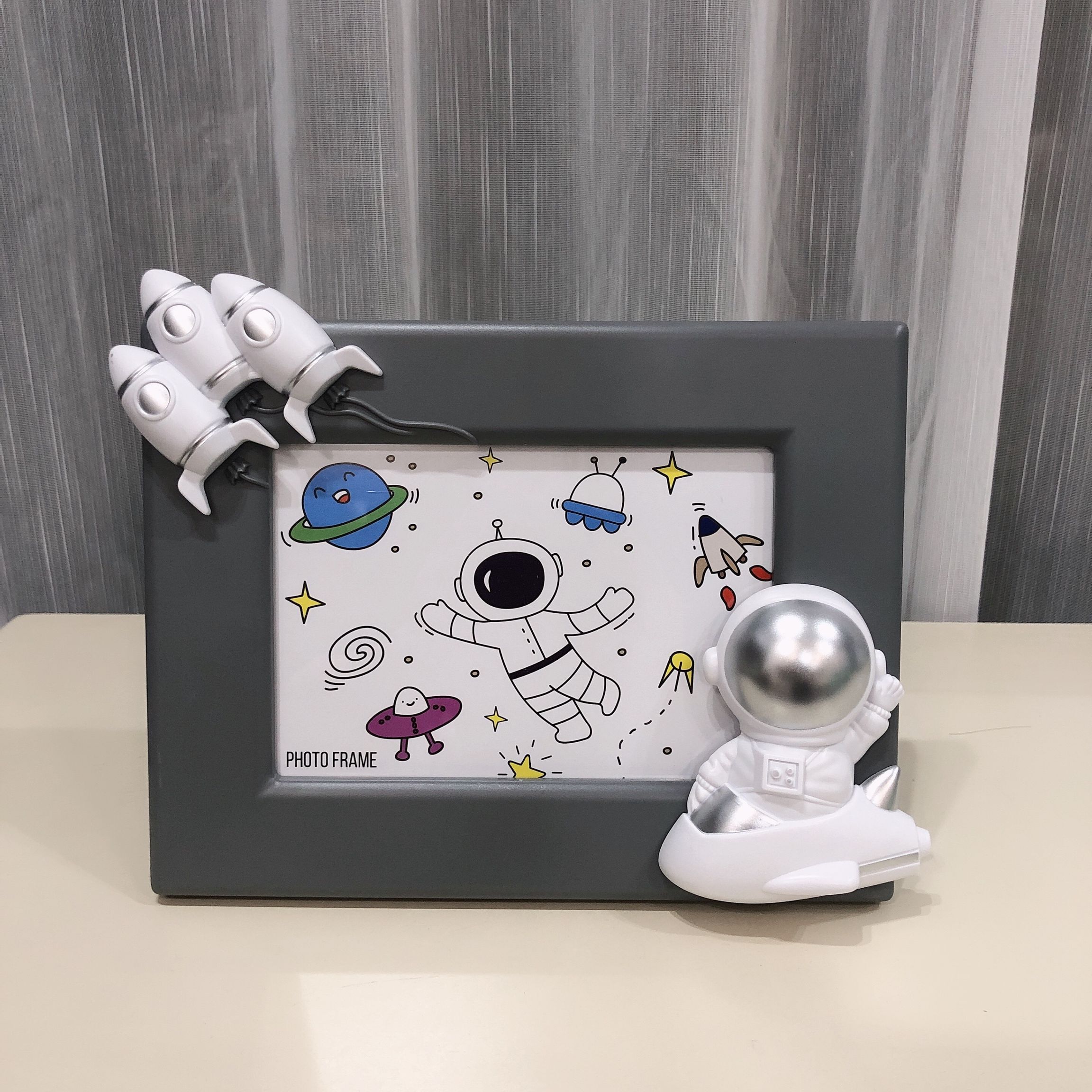 Astronaut Photo Frame Landscape TF701 | Lazada PH