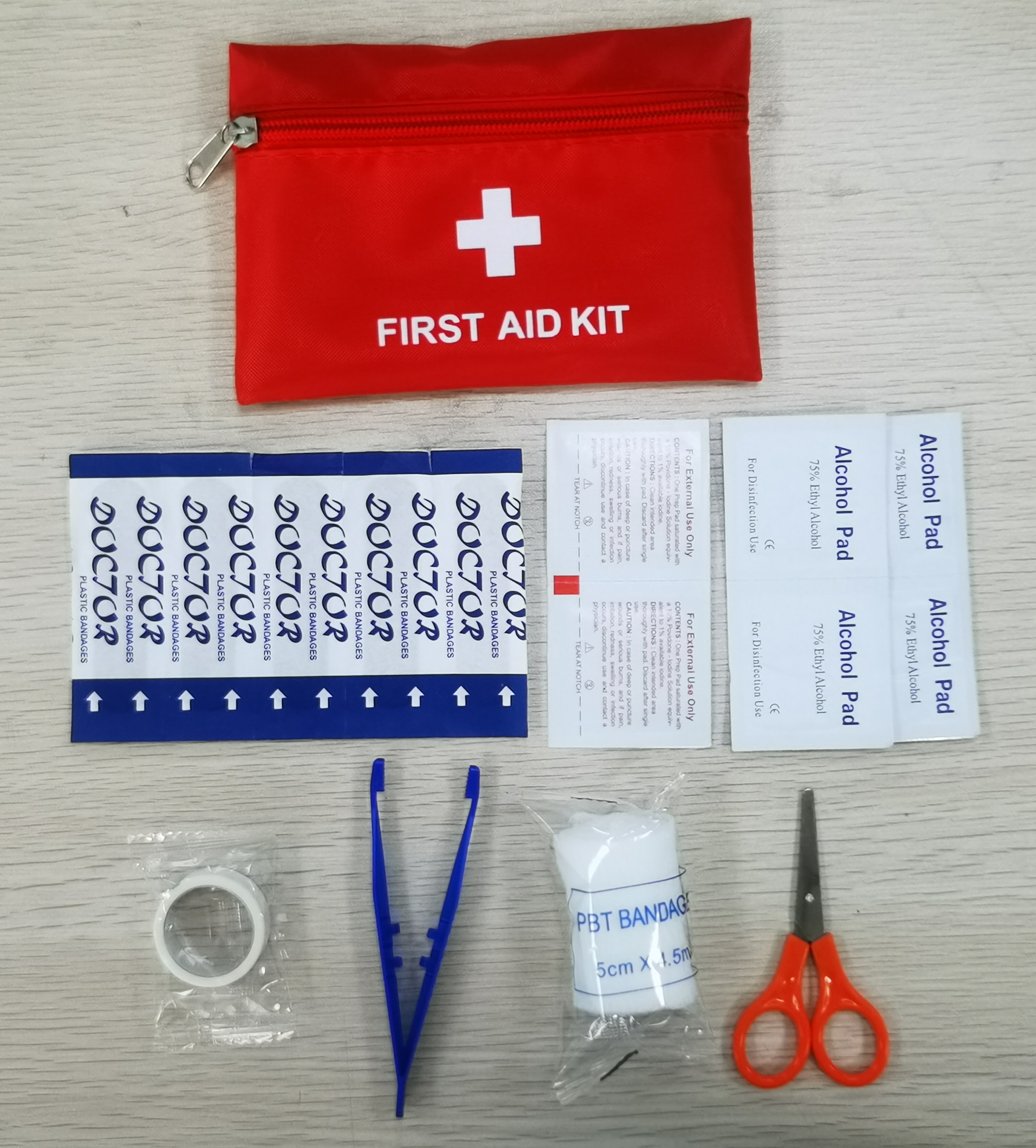 【Spot】8pcs 13pcs Portable First Aid Kit Set Car Kit Complete Emergency ...