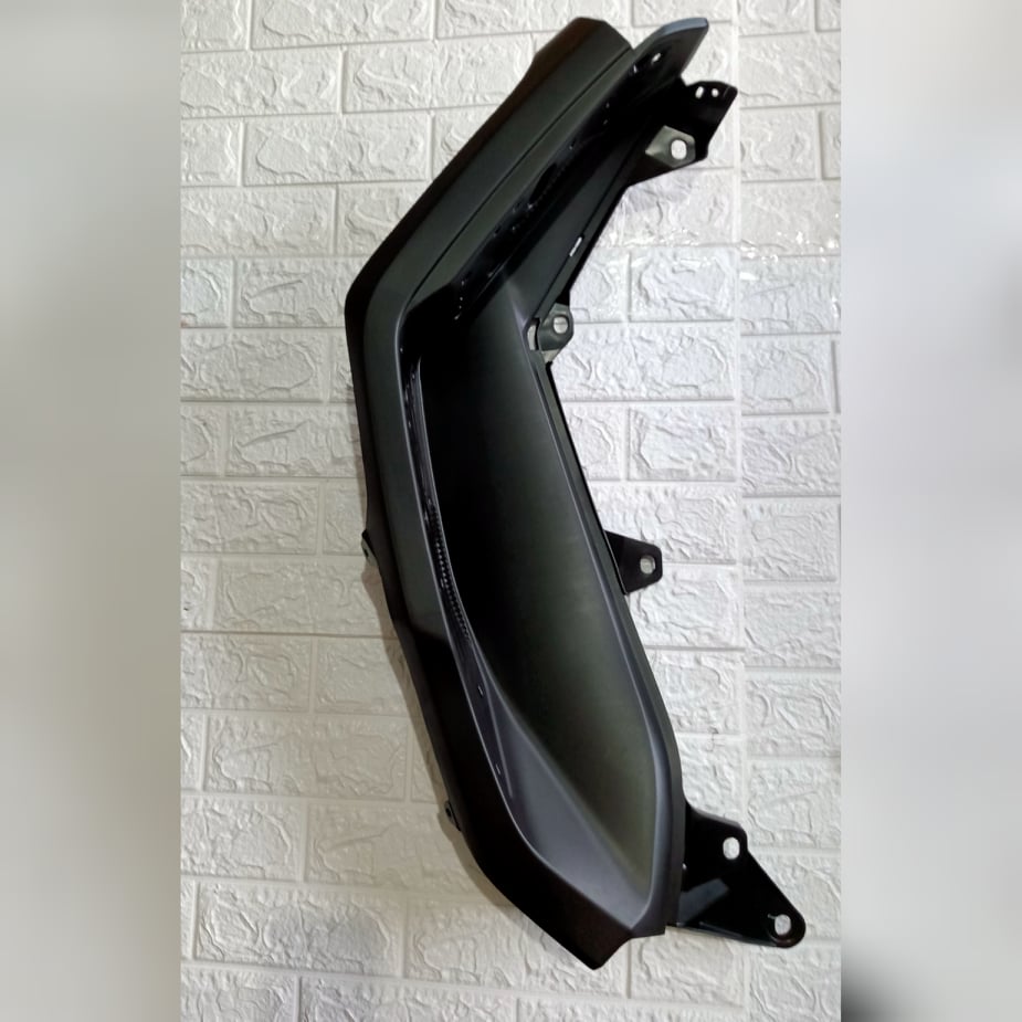 FOOTREST BOARD L/R NMAX V2 &V2.1 YAMAHA GENUINE PARTS | Lazada PH