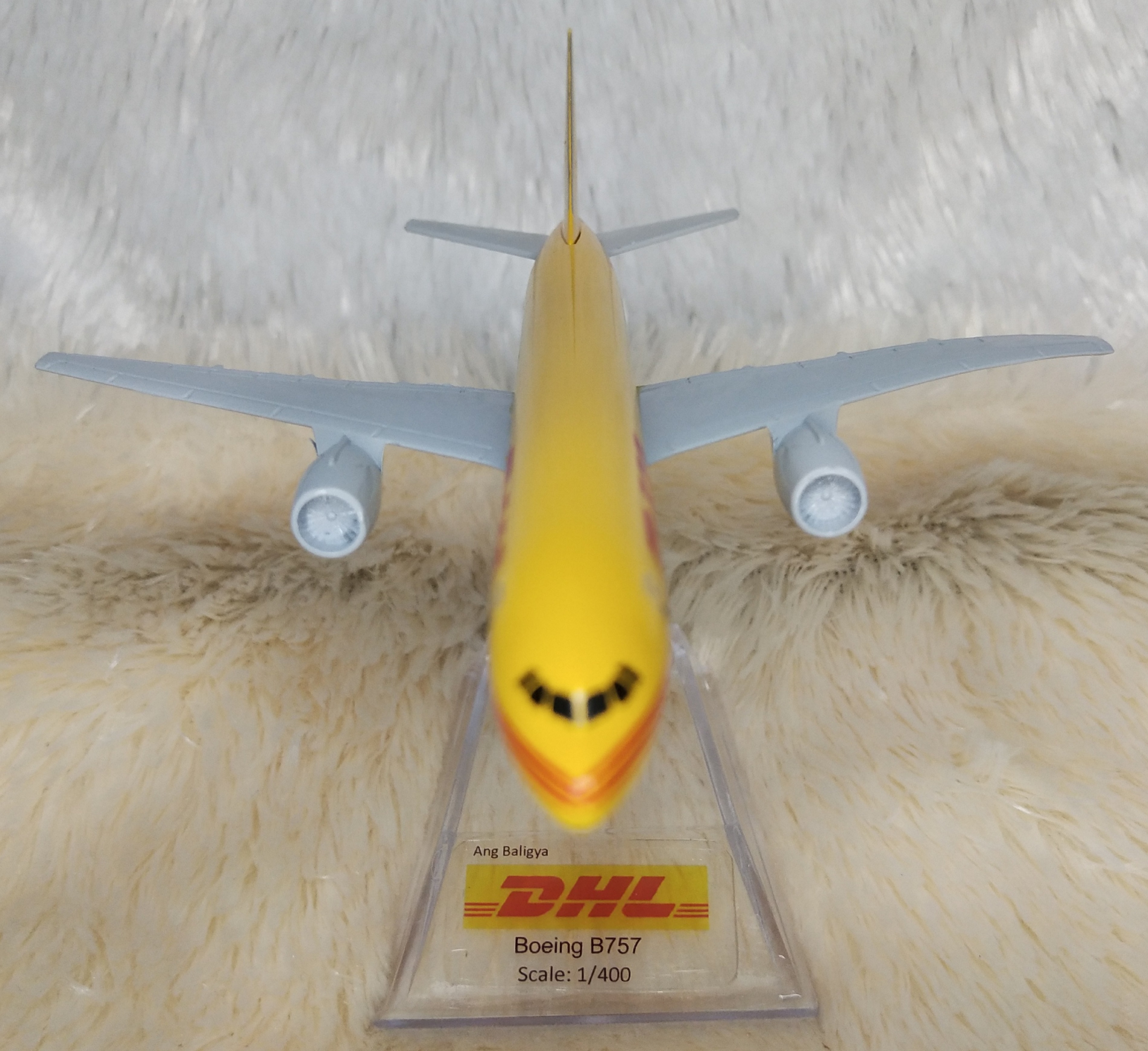 DHL B757 Diecast Airplane 16cm with Stand Label! | Lazada PH