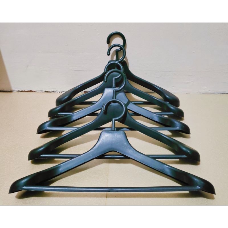 (Thick) Black Coat Hanger Suit Plastic Hanger Jacket Hanger 43cm ...