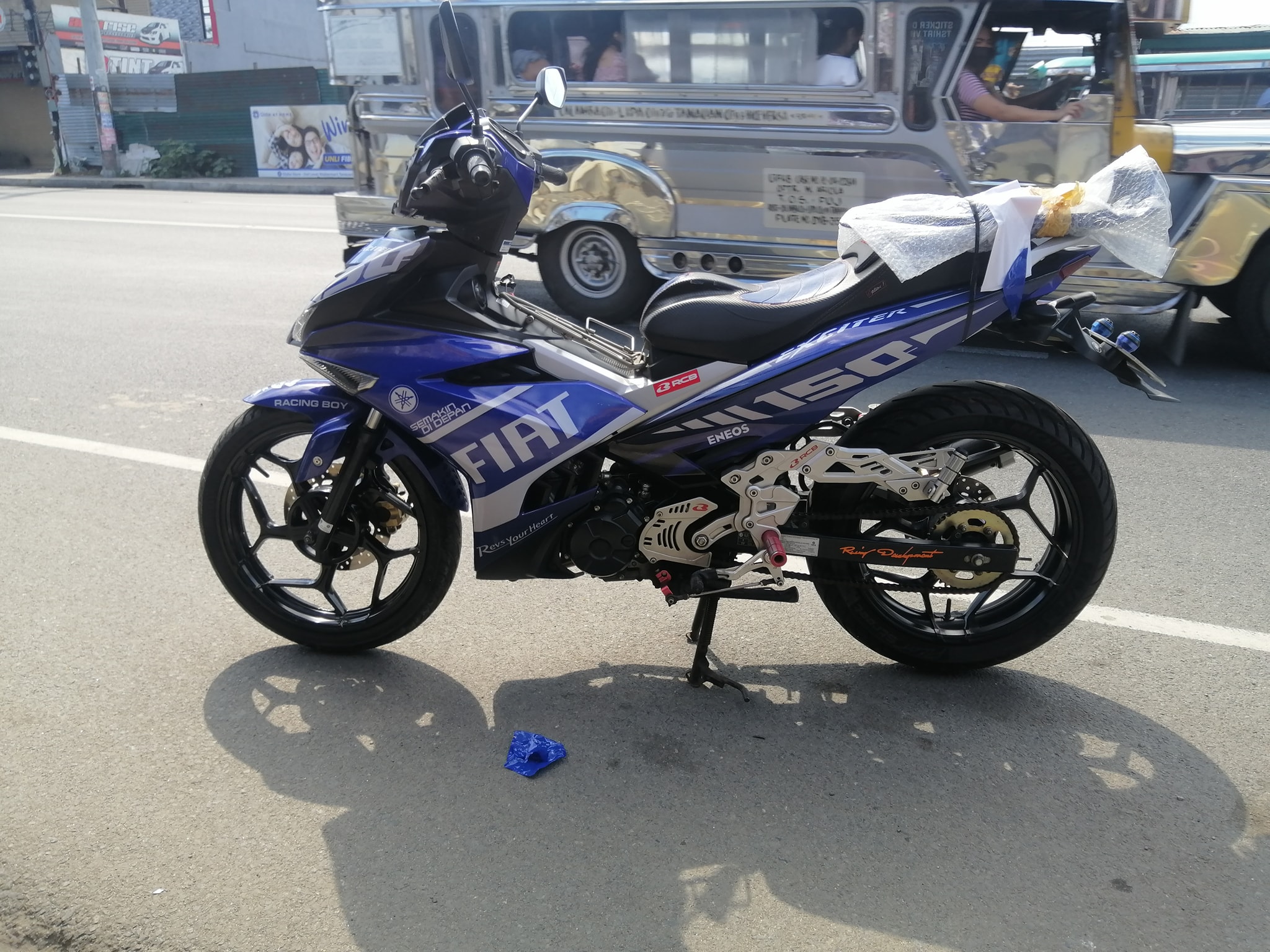 Yamaha Sniper Blue