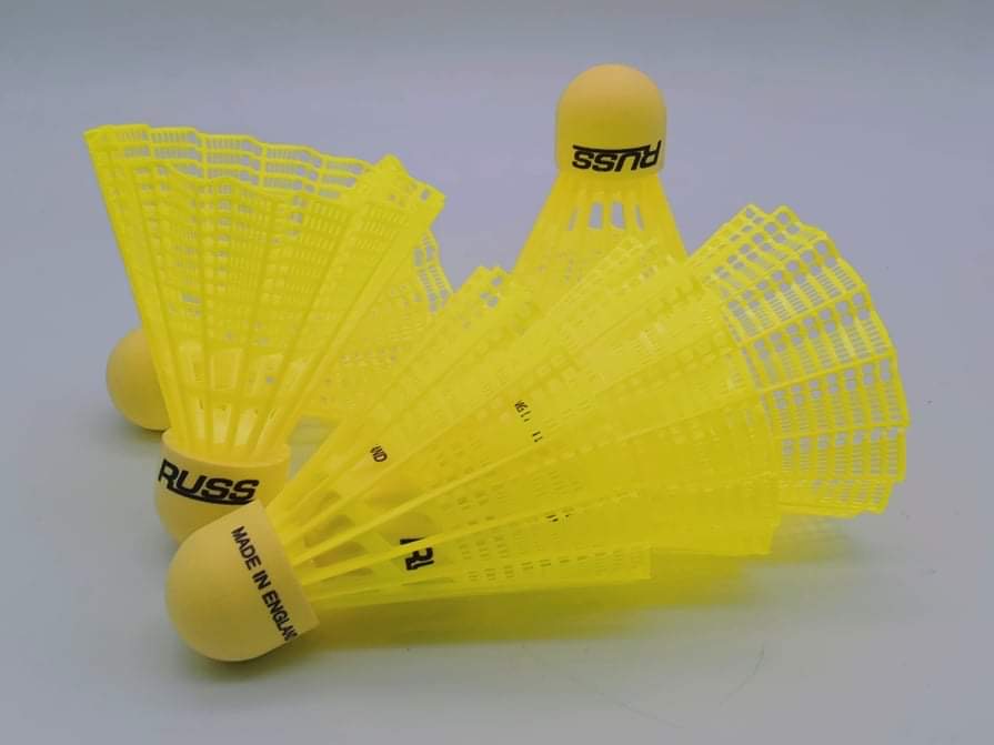 Badminton Shuttlecock Synthetic Russ 6 pieces per tube | Lazada PH