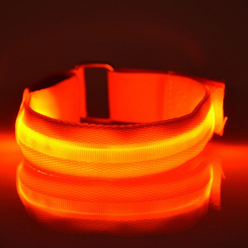 Have stock 【C O D】 Outdoor LED Night Run Light Bracelet Safety ...