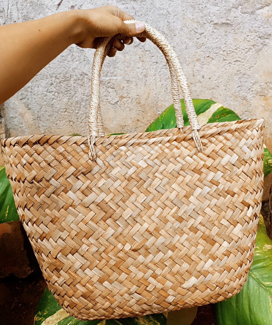 Sawali tote bag knitted beach bag banig bag sea grass bacuan bangkwan ...