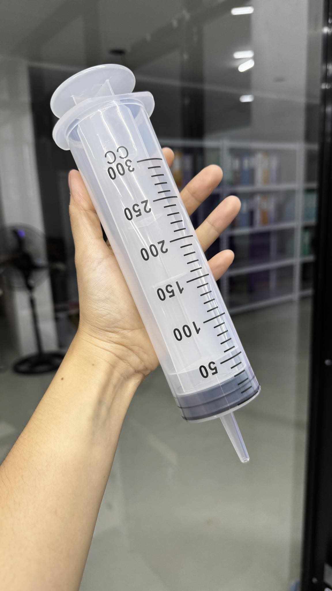 SYRINGE FOR TRANSFERRING LIQUIDS TO CONTAINER - 300CC | Lazada PH