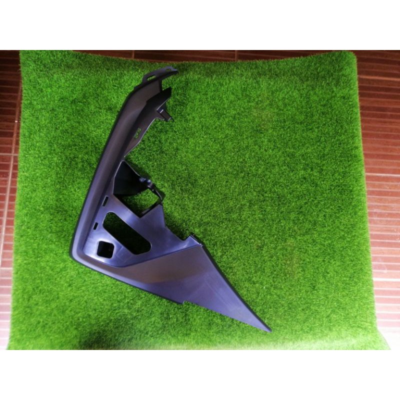 Yamaha aerox panel genuine panel 1 and panel 2 boomerang aerox side ...