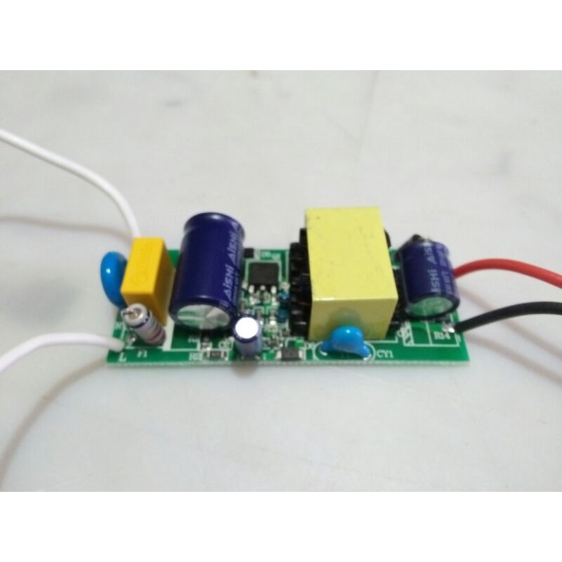 LED DRIVER 36 Watts INPUT: 220 AC OUTPUT: 70-140 DC AUTO REDUCE ...