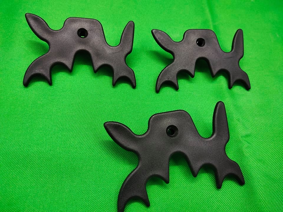 1PC BLACK BATMAN TIRIRIT FOR BILLIARDS / Gamit ng Bilyaran | Lazada PH