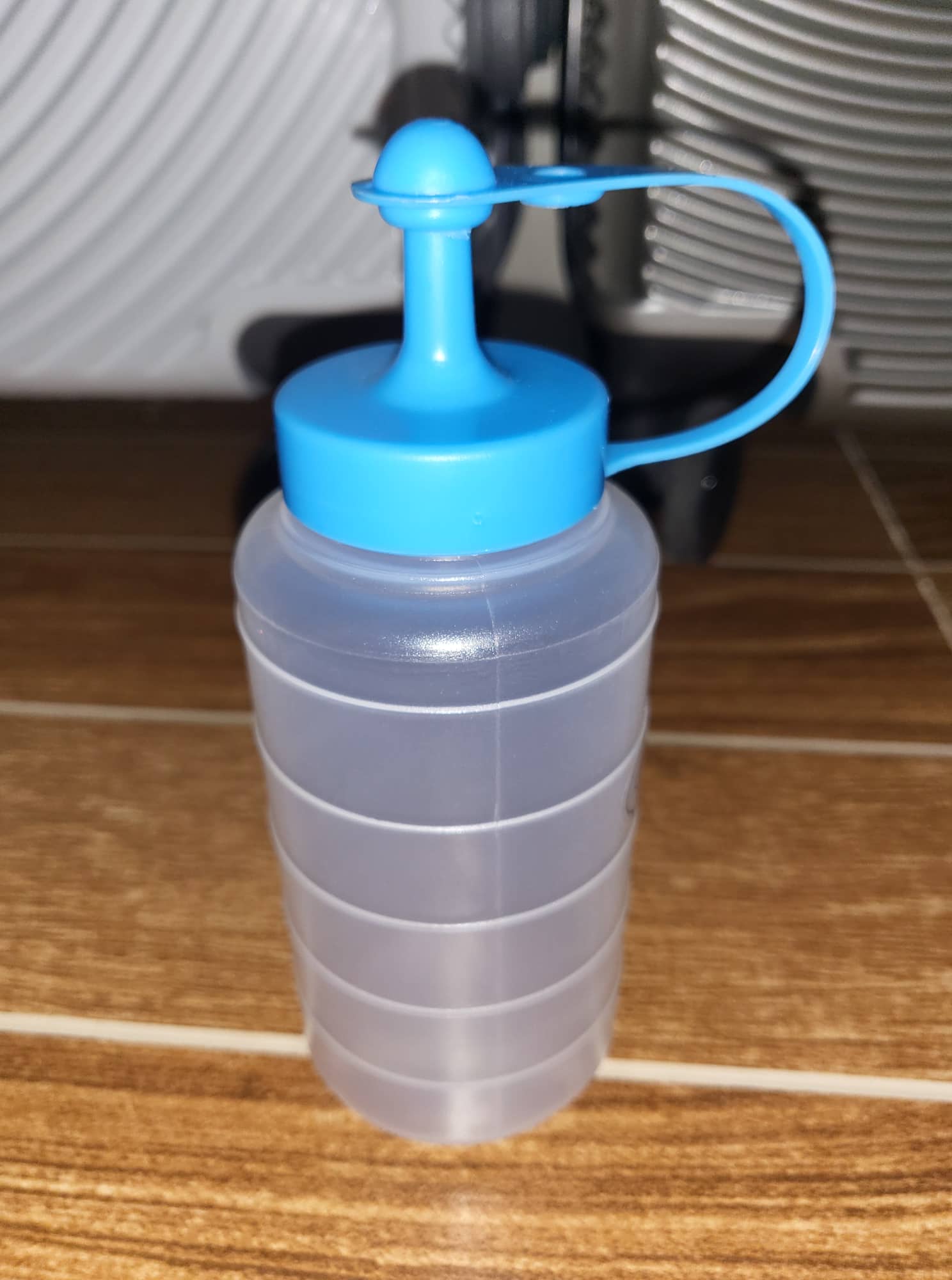 clear liquid dispenser / syrup container / condiments bottle - lugaw ...