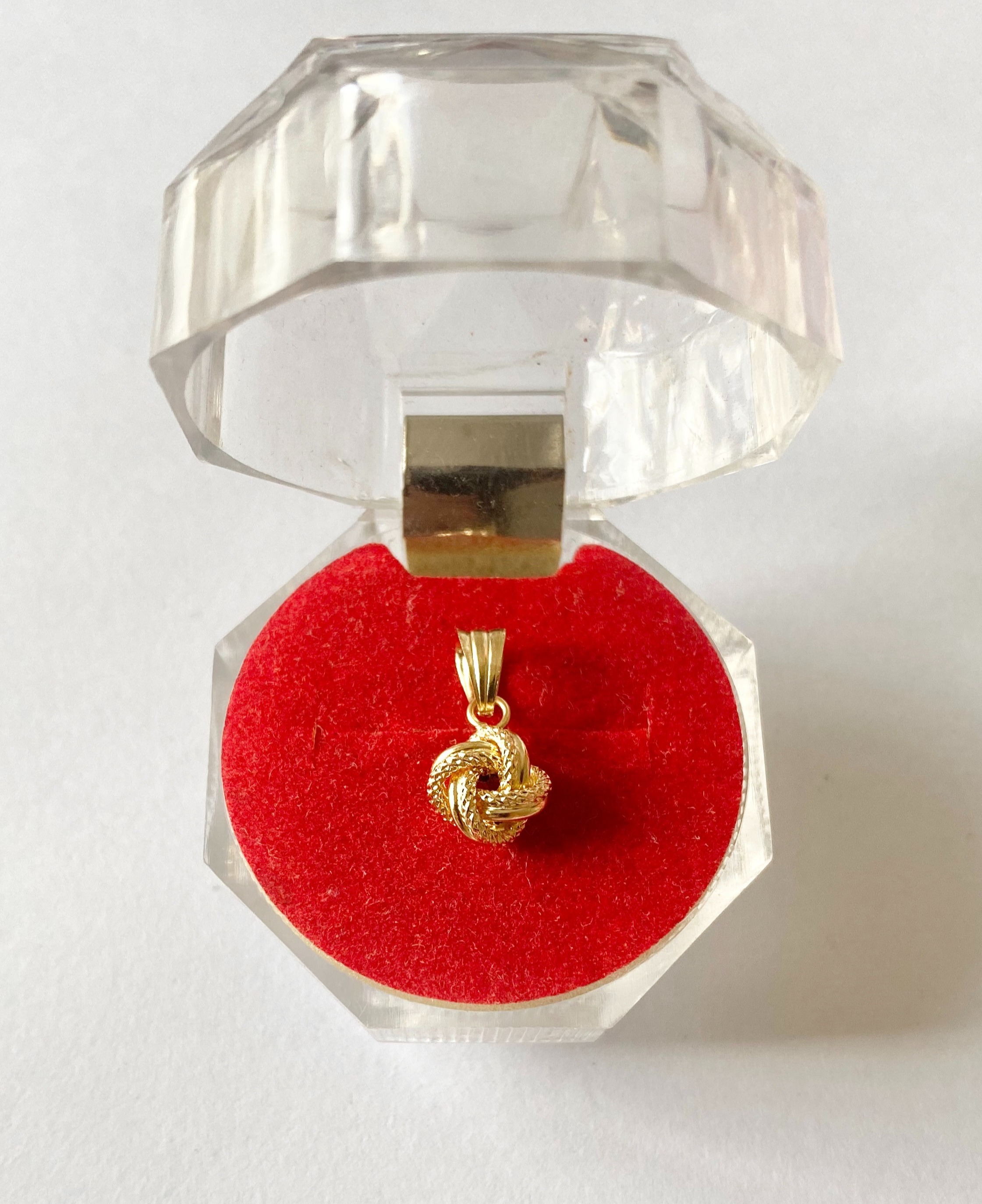 Pawnable 18K Saudi Gold Knot Pendant | Lazada PH