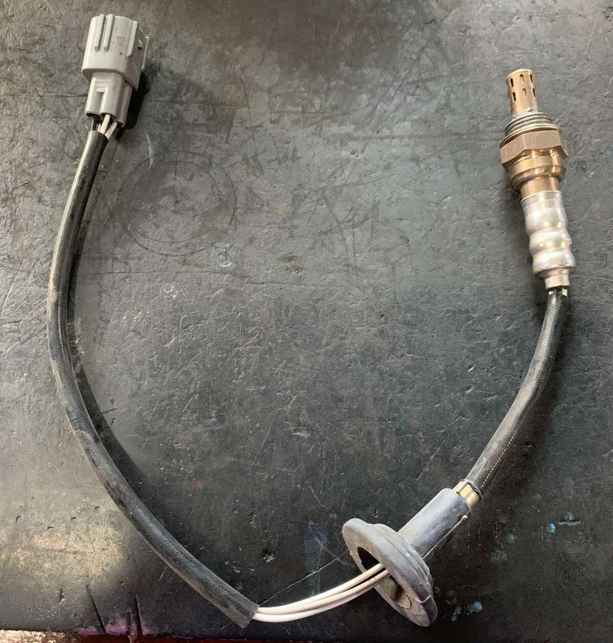 Oxygen Muffler Sensor for Toyota Vios First Second Third Generation 2NZ ...