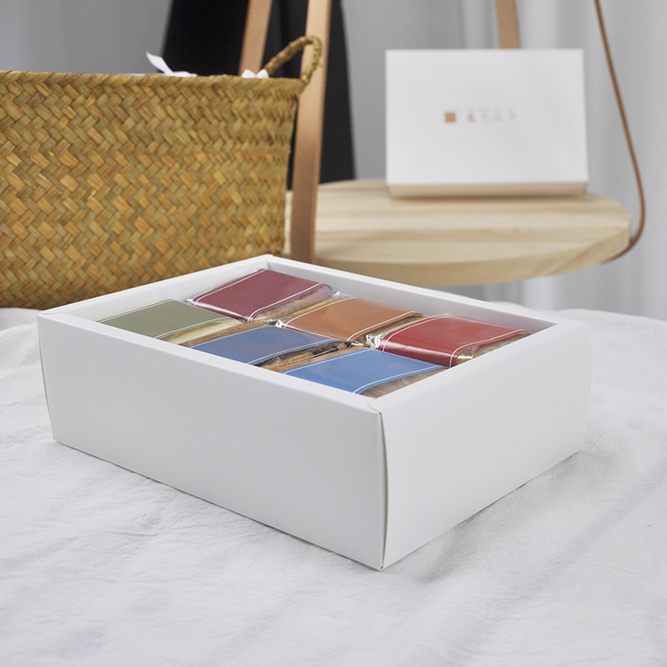 Baking light luxury six Rubik's cube toast packaging box Rubik's cube ...