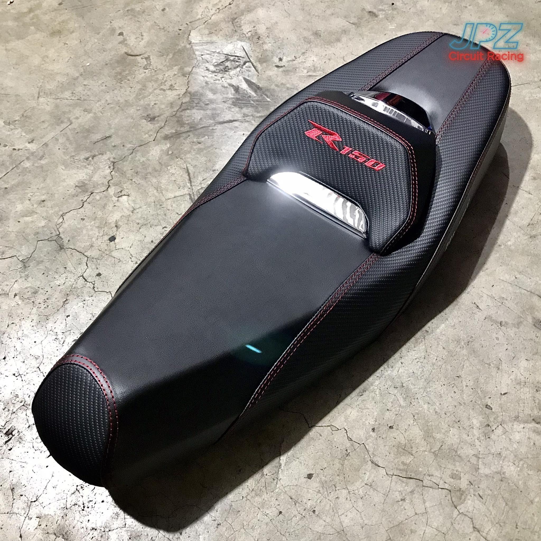 OPTION 1 CARBON CAMEL BACK SEAT v2 for SUZUKI RAIDER 150 (CARB) | Lazada PH