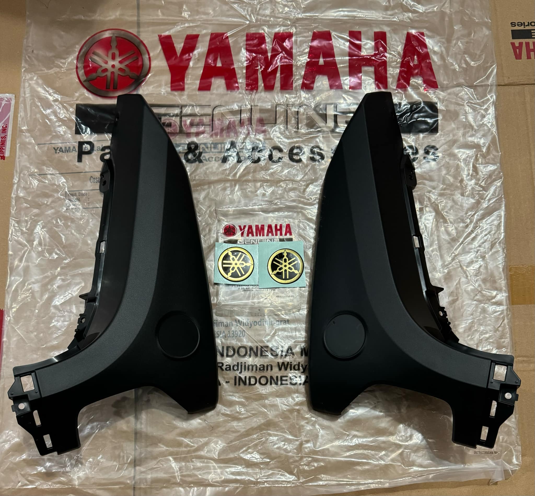 YAMAHA NMAX V2/ NMAX V2.1 YAMAHA SIDE PANEL 1/2 (SIDE KAPAG NAKASAKAY ...