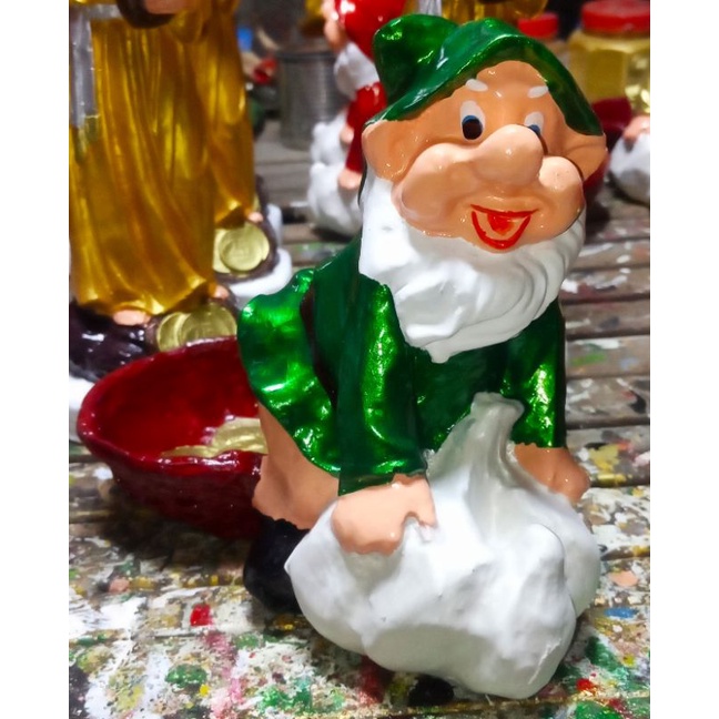 Small Pooping Dwarf w/Garlic '5inches | Lazada PH