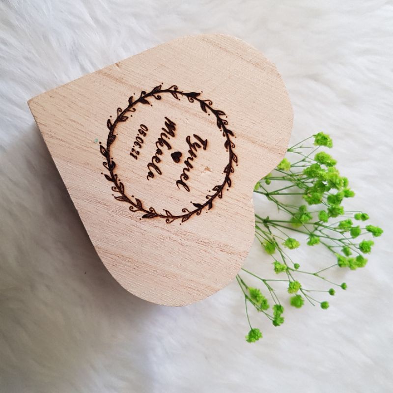 Personalized Wooden Wedding Ring and Arrhae Rustic Box - ENGRAVED ...