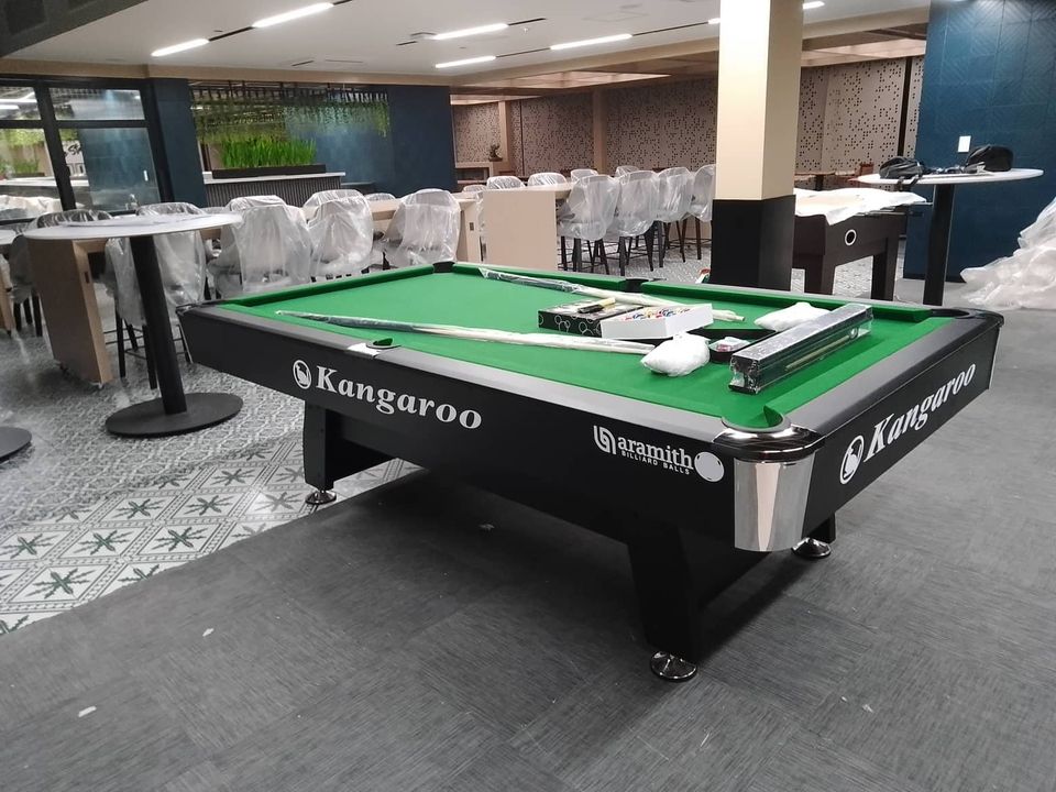 1 set 4x8Ft. KANGAROO BILLIARD TABLE WITH COMPLETE SET/ LAMESA NG ...