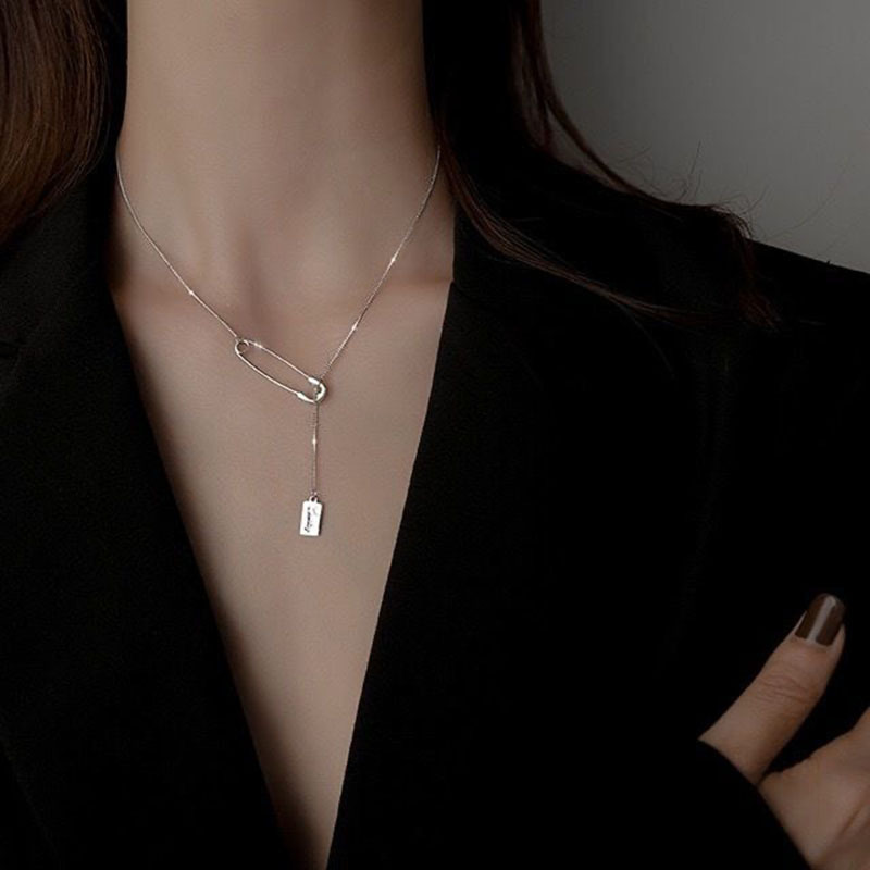 IVY Niche Design Necklace Temperament Simple Pin Necklace Women Light ...