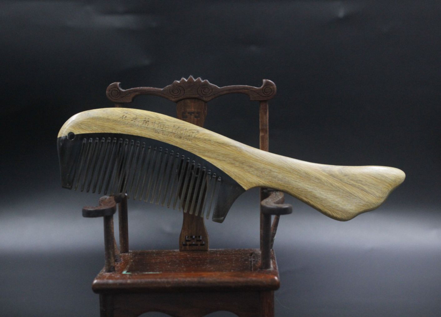 Hua Mulan OXGSW 180B Ox Horn and Sandalwood Comb | Lazada PH